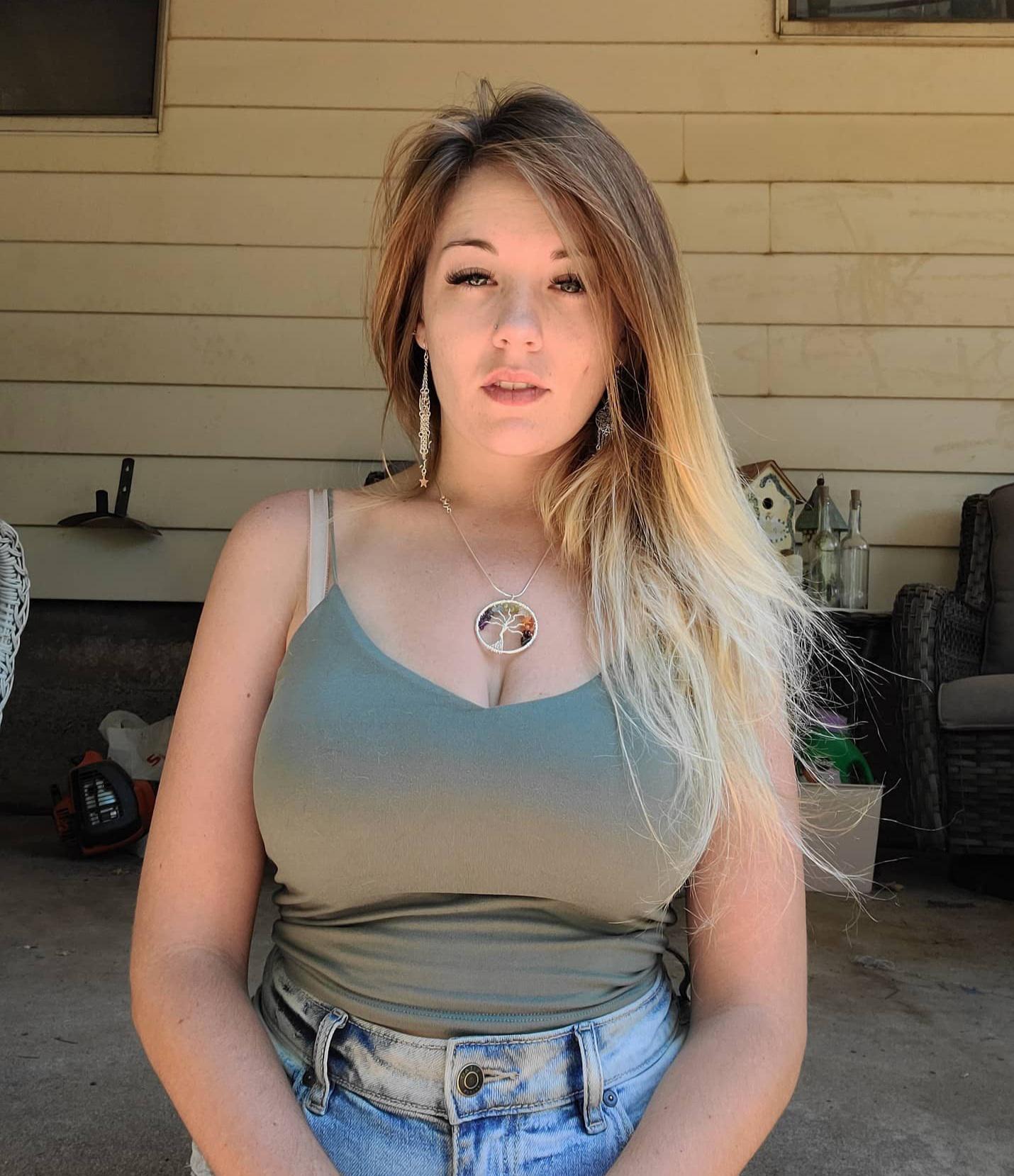 Huge Ones | Scrolller