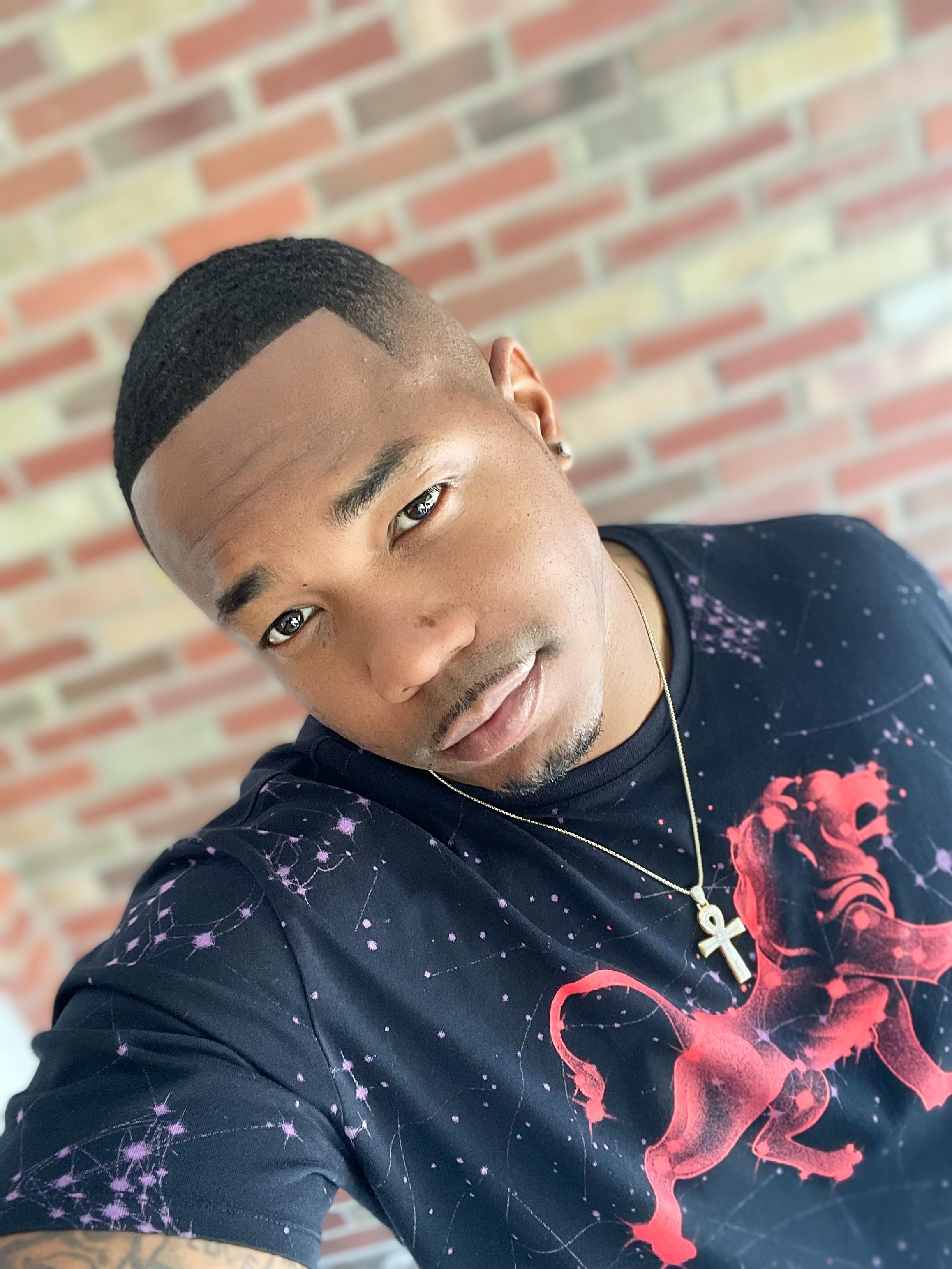 Hump day! M30 Sunkissed ☀️ | Scrolller