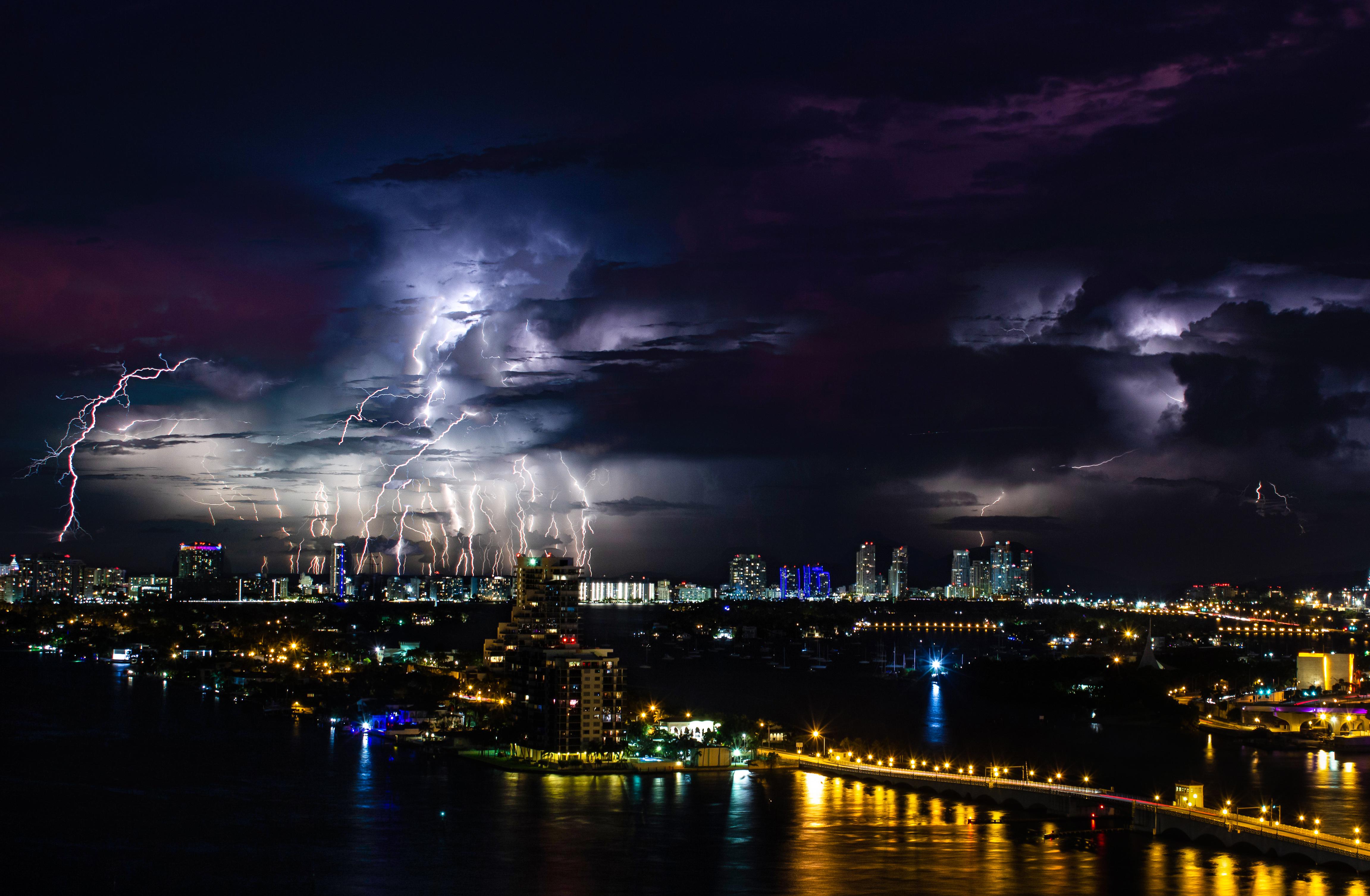 Hurricane Dorian as she kissed Miami with her beauty. | Scrolller