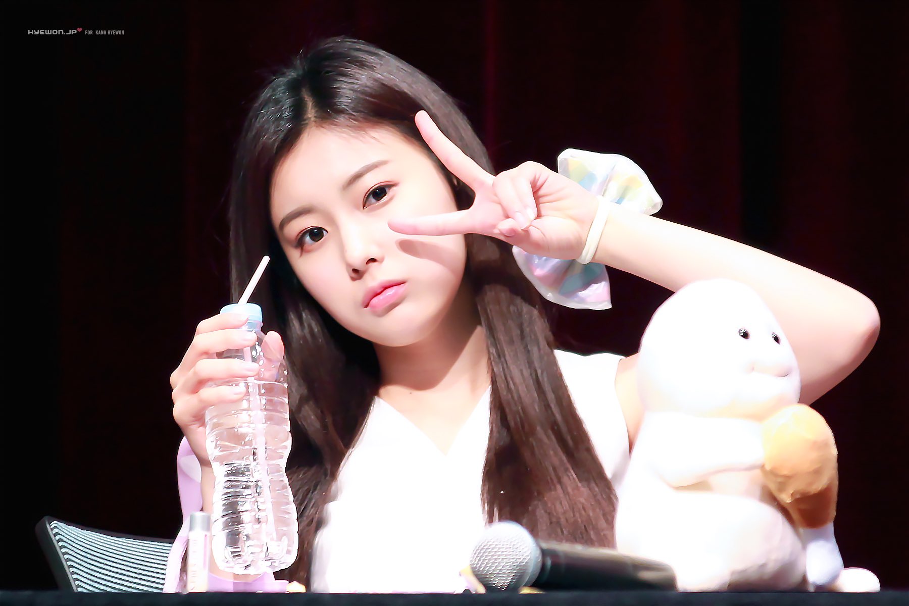 Hyewon V | Scrolller