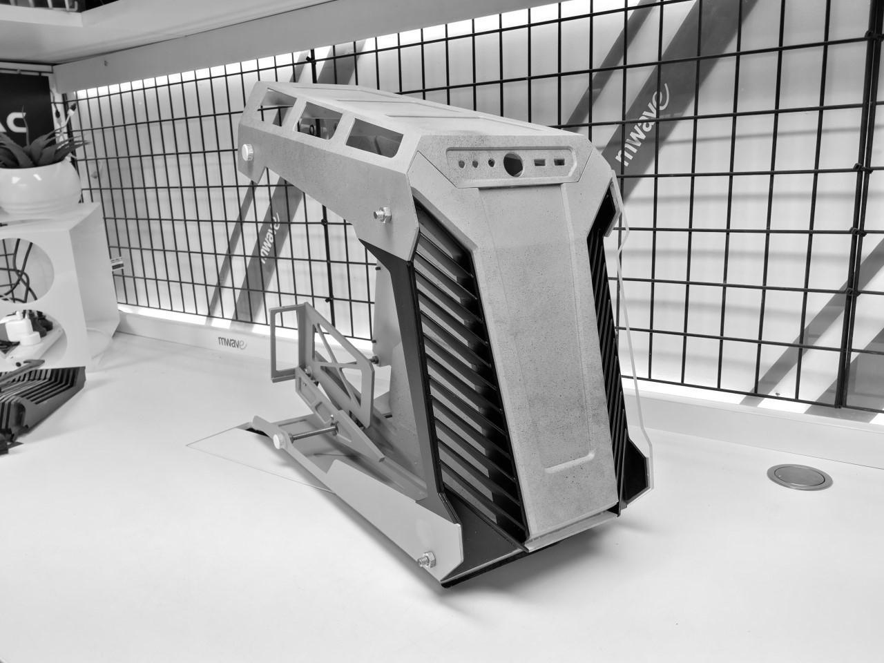 Hyper Case | Scrolller