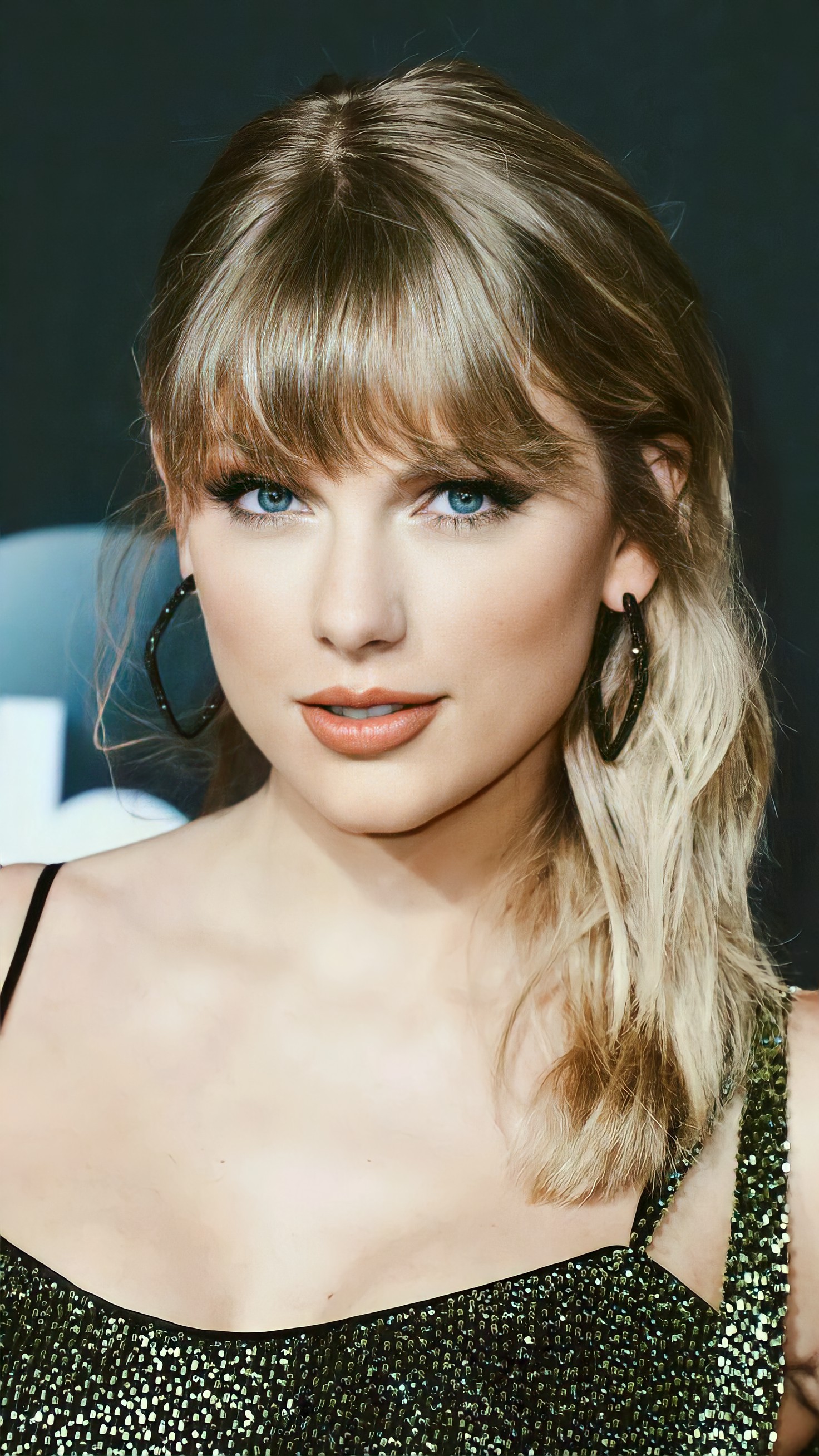 Hypnotizing Blue Eyes of Taylor | Scrolller