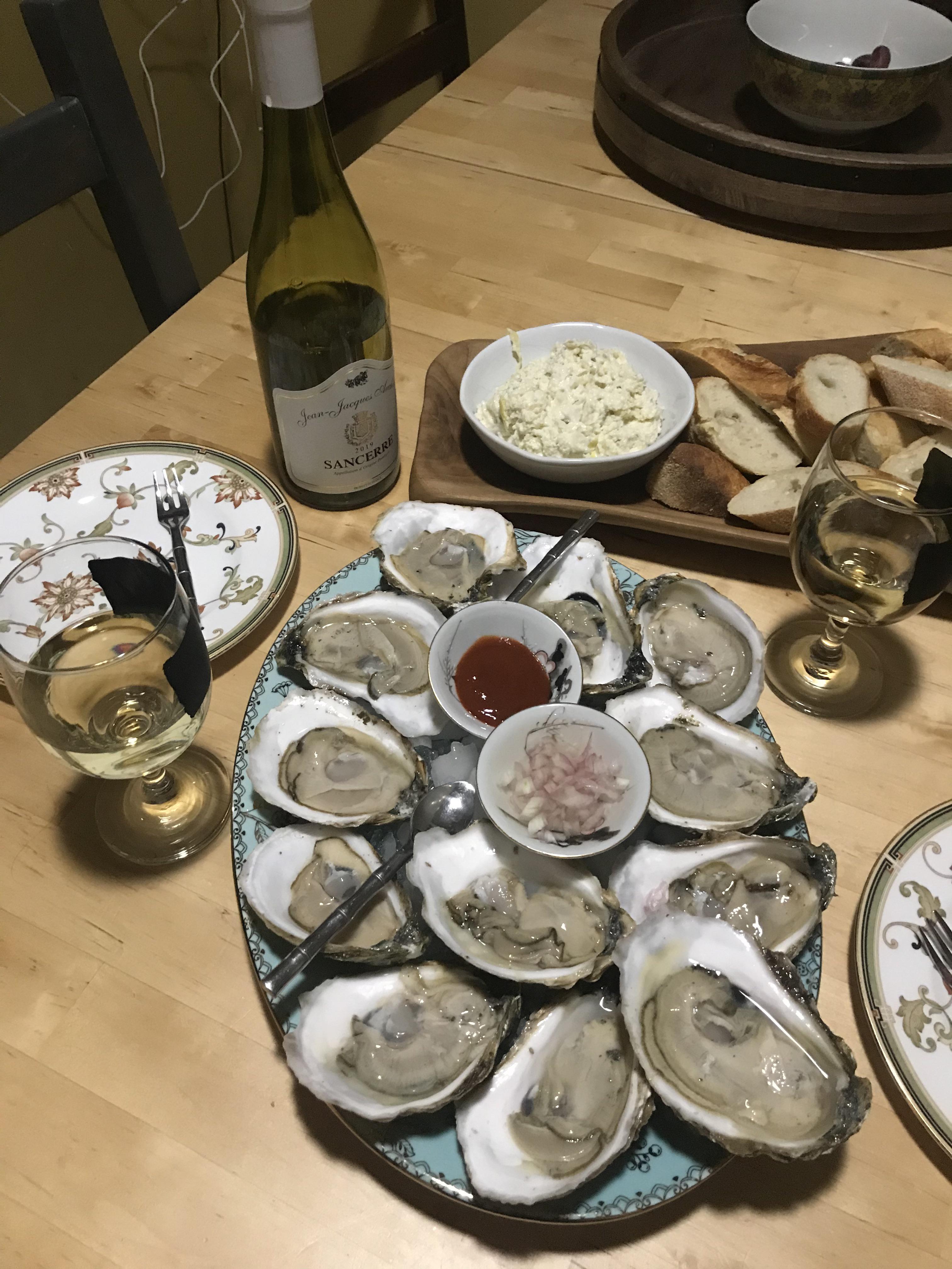 [I Ate] An Oyster Dinner | Scrolller