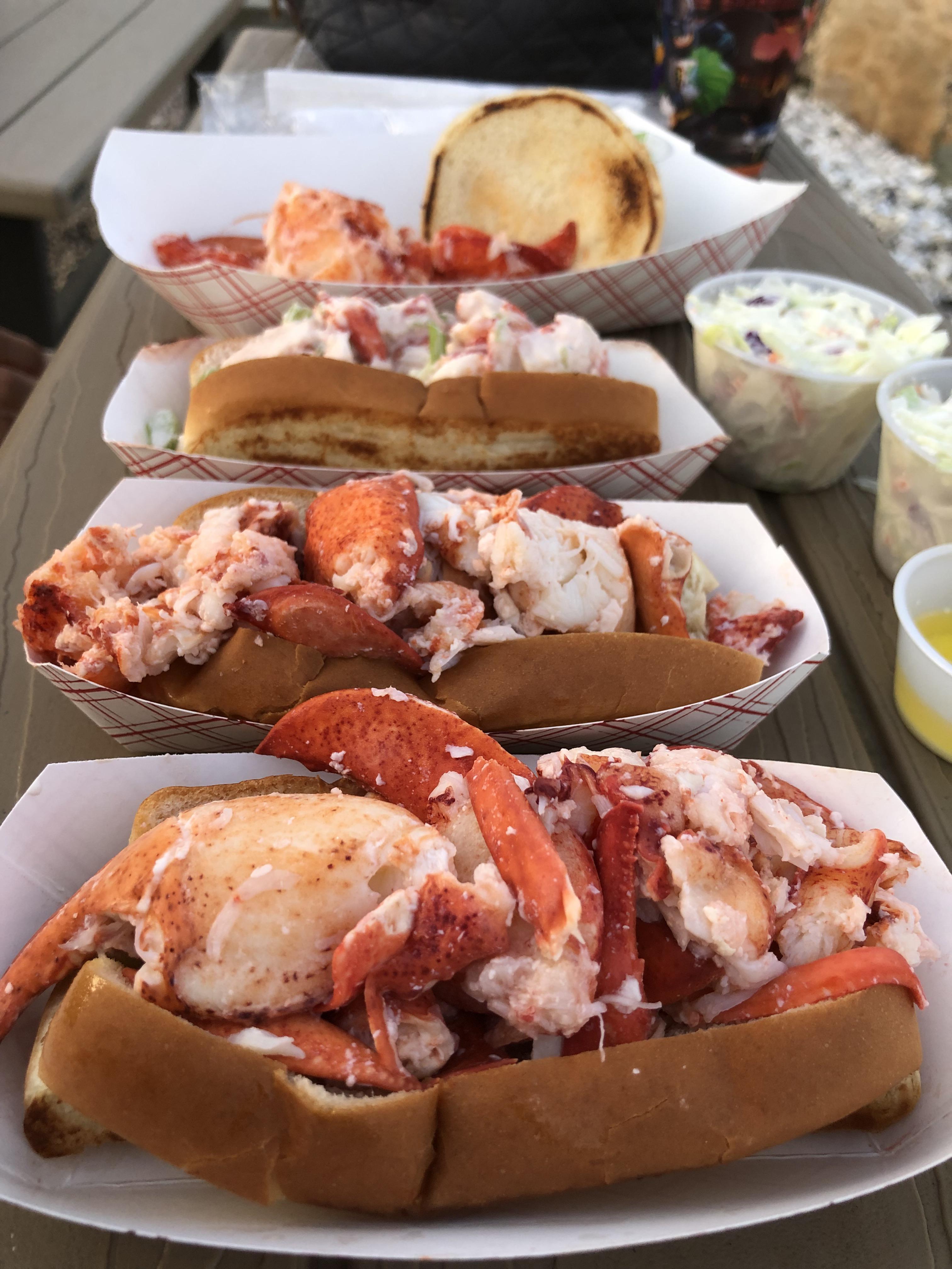 [I ate] Lobster Rolls | Scrolller