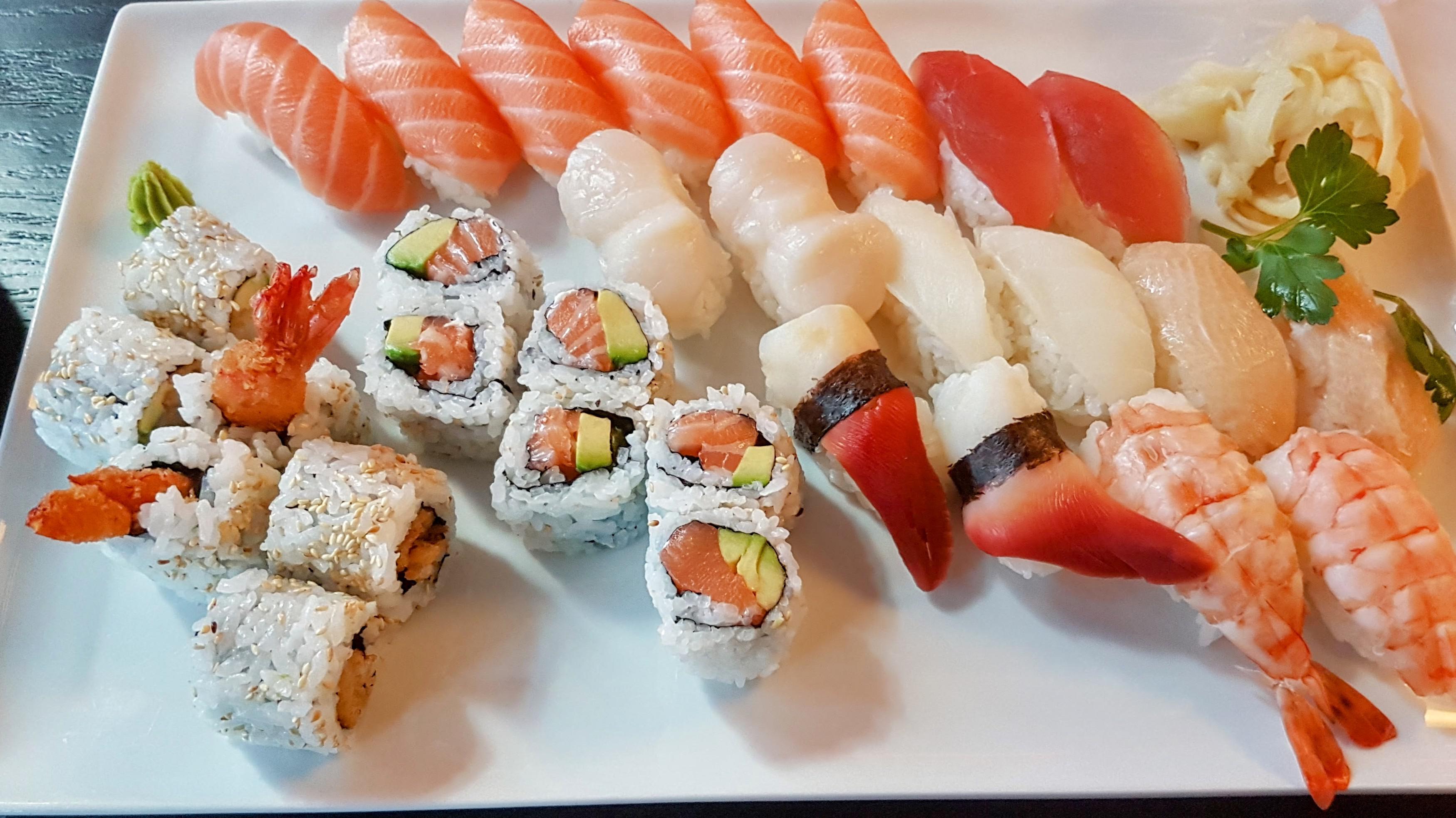 [I ate] Sushi | Scrolller