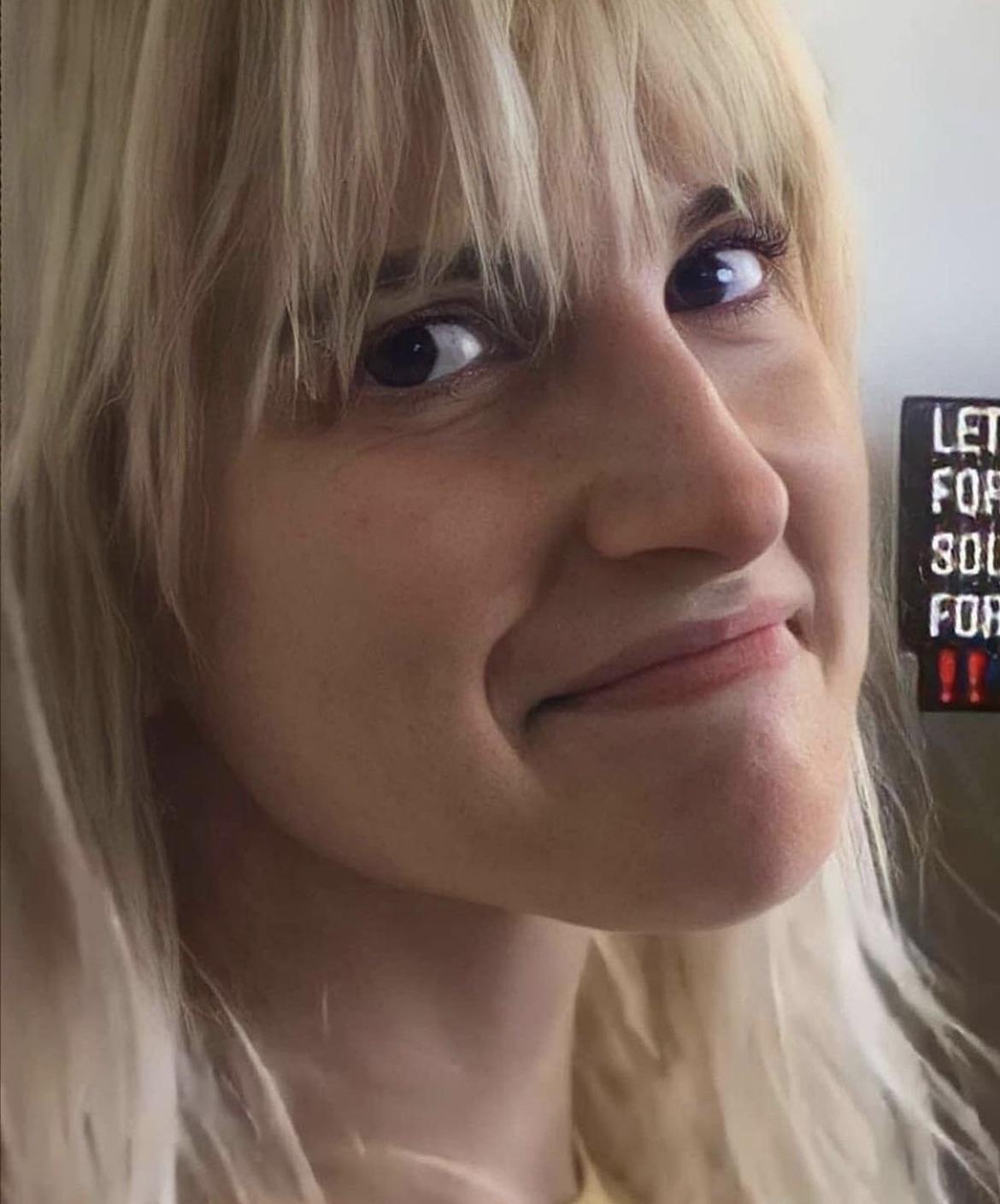 I bet she’s taken so many loads on that face | Scrolller