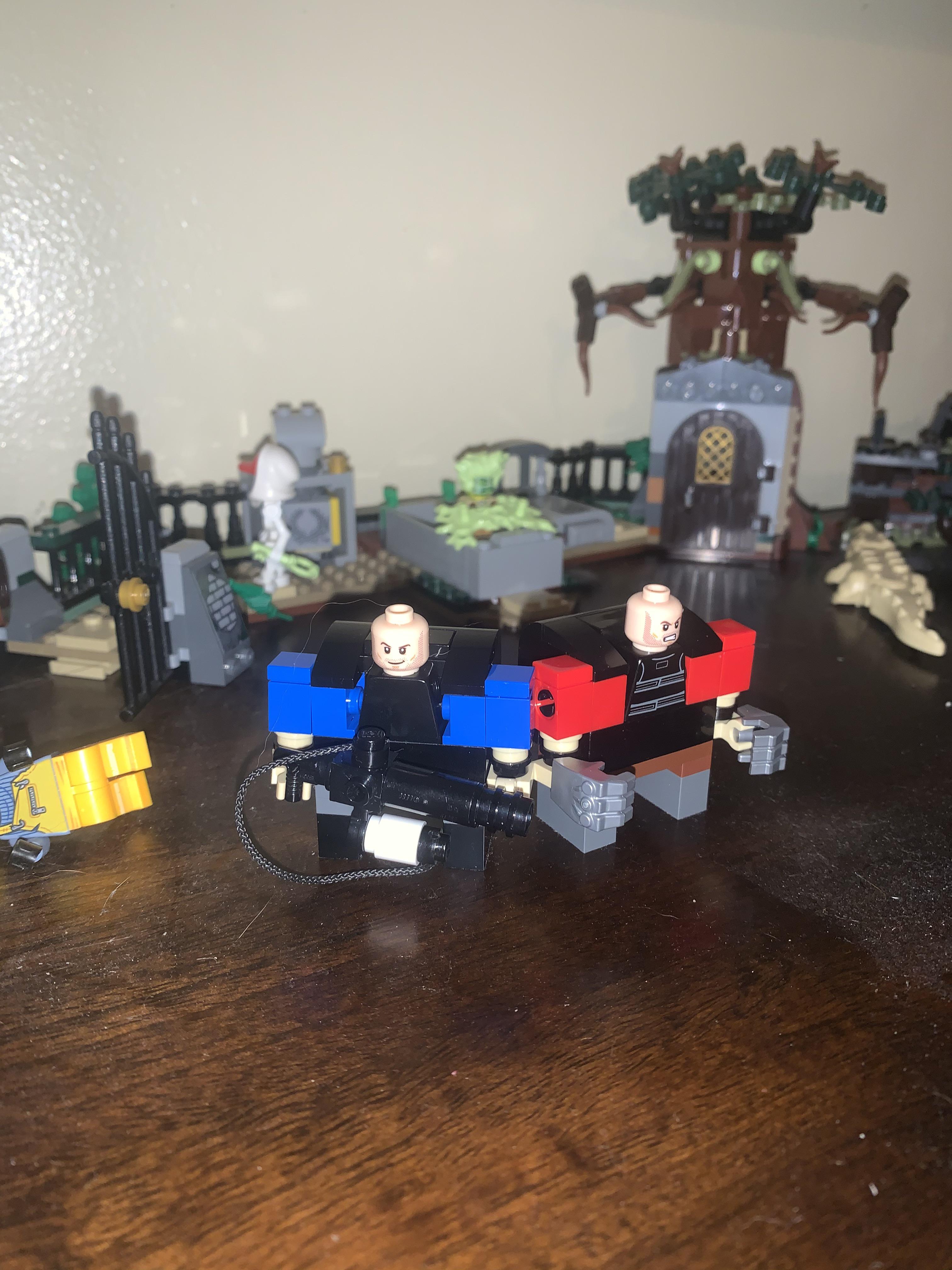 I build both Heavy Weapon Guys based off of his kingpin design | Scrolller