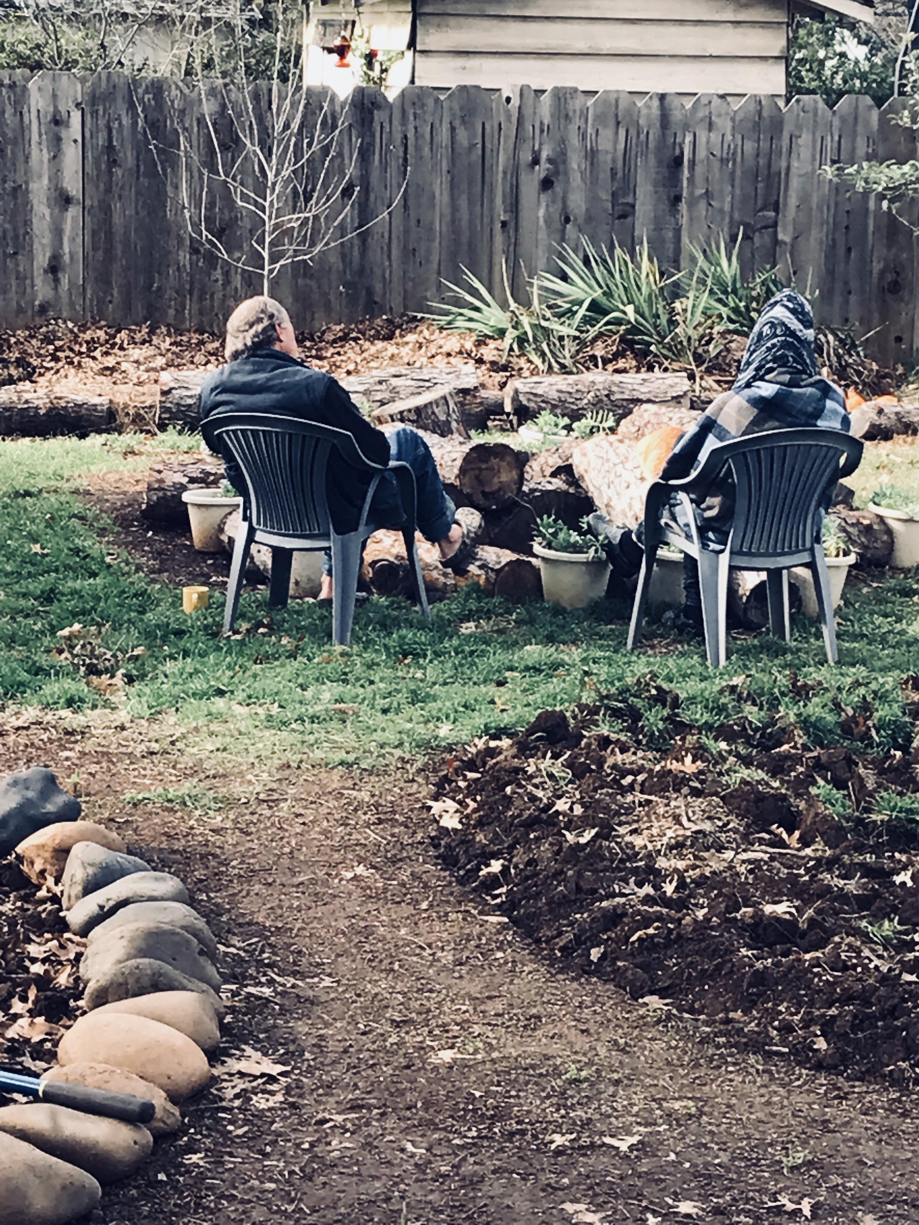 I caught my parents in this sweet moment, just enjoying eachothers company in their back yard ...