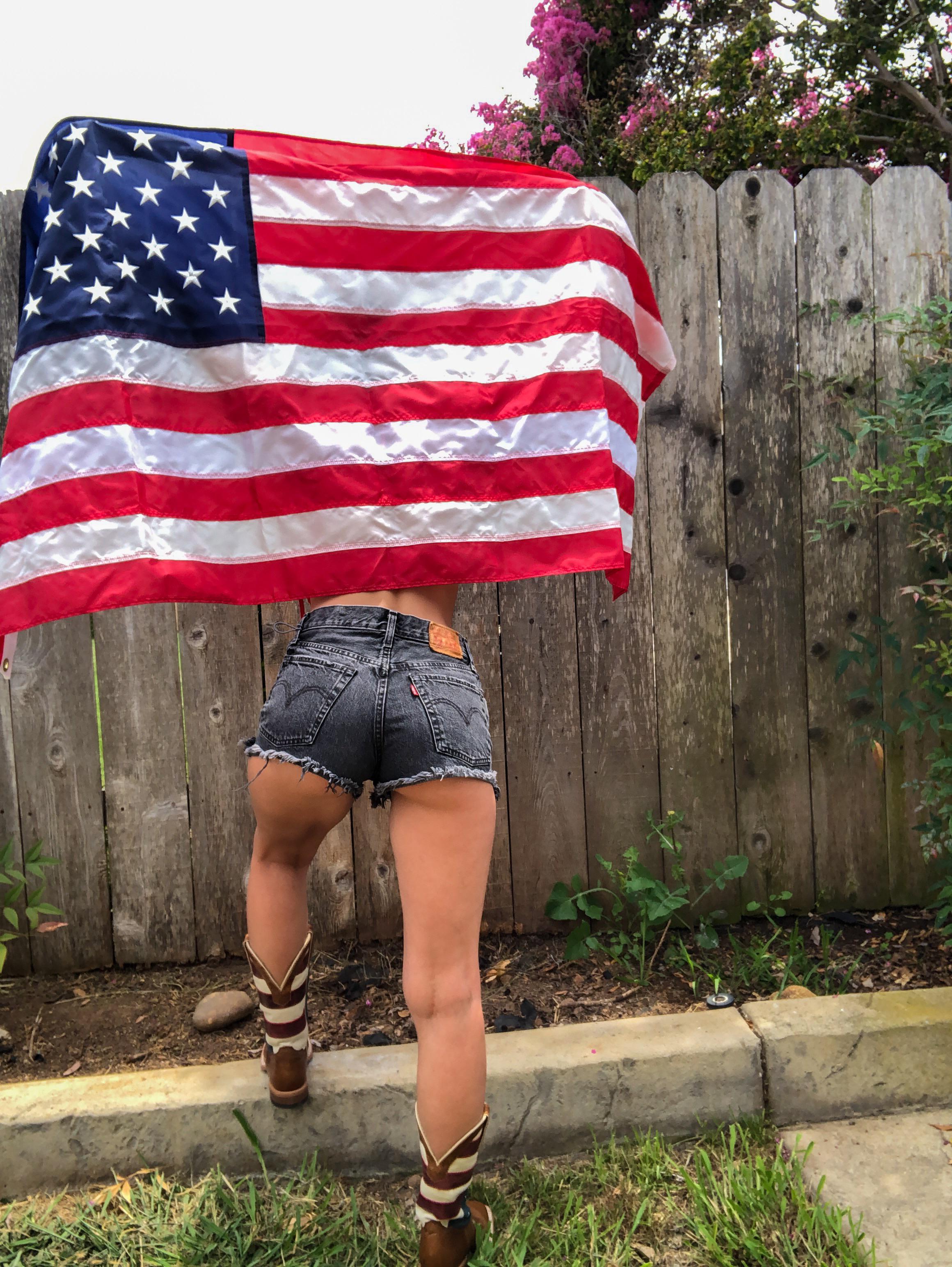 cowboy boots are my fav 🤠😈 | Scrolller