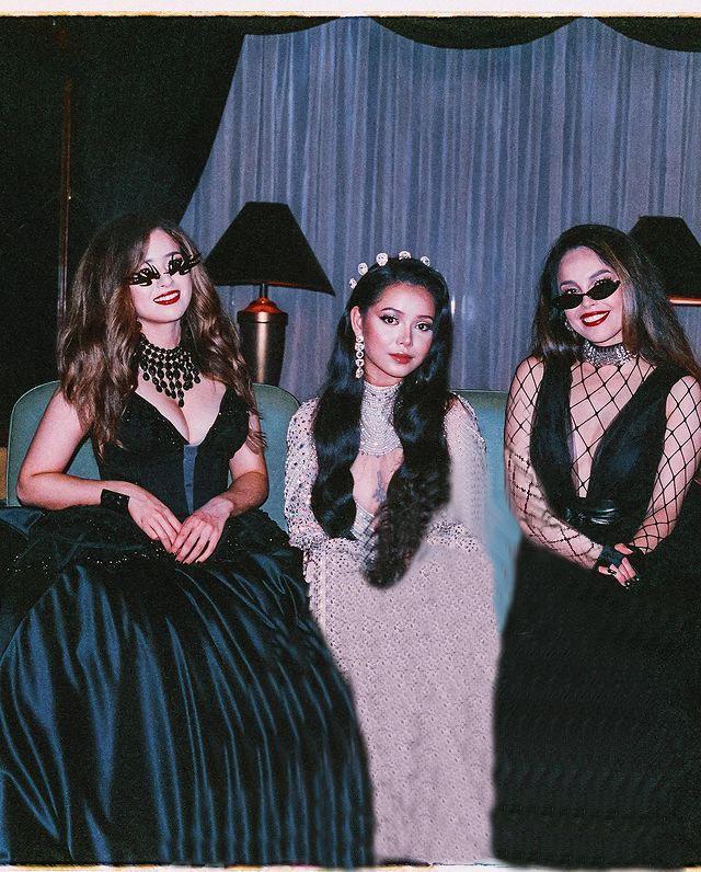 I done a quick edit so it’s only Poki and the girls! 👑💕 | Scrolller