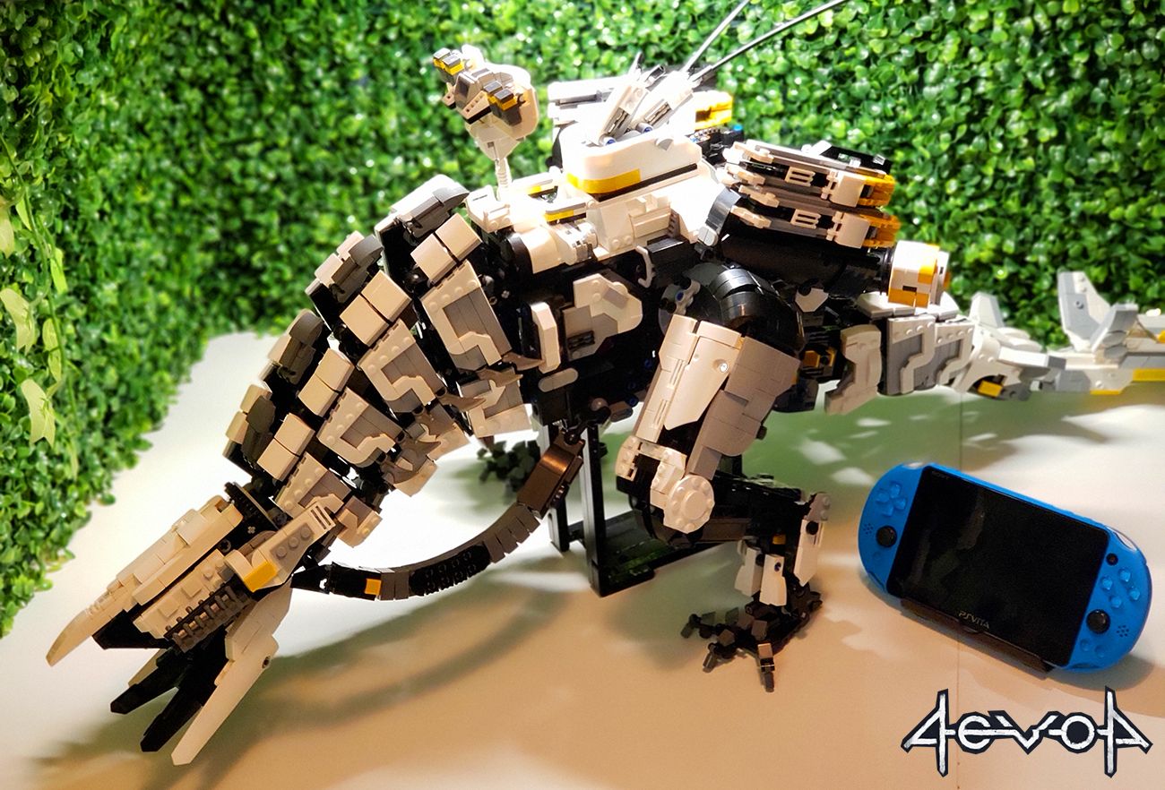 I finally finished my LEGO Thunderjaw! | Scrolller