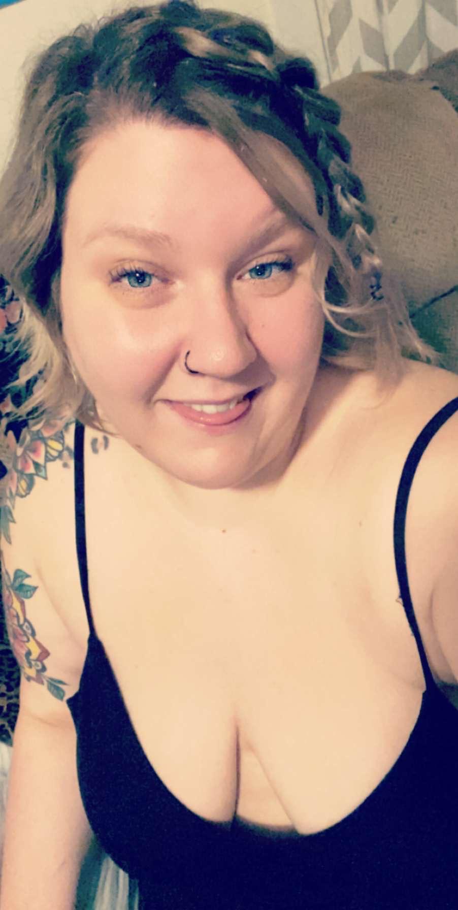 I hate wearing a bra | Scrolller