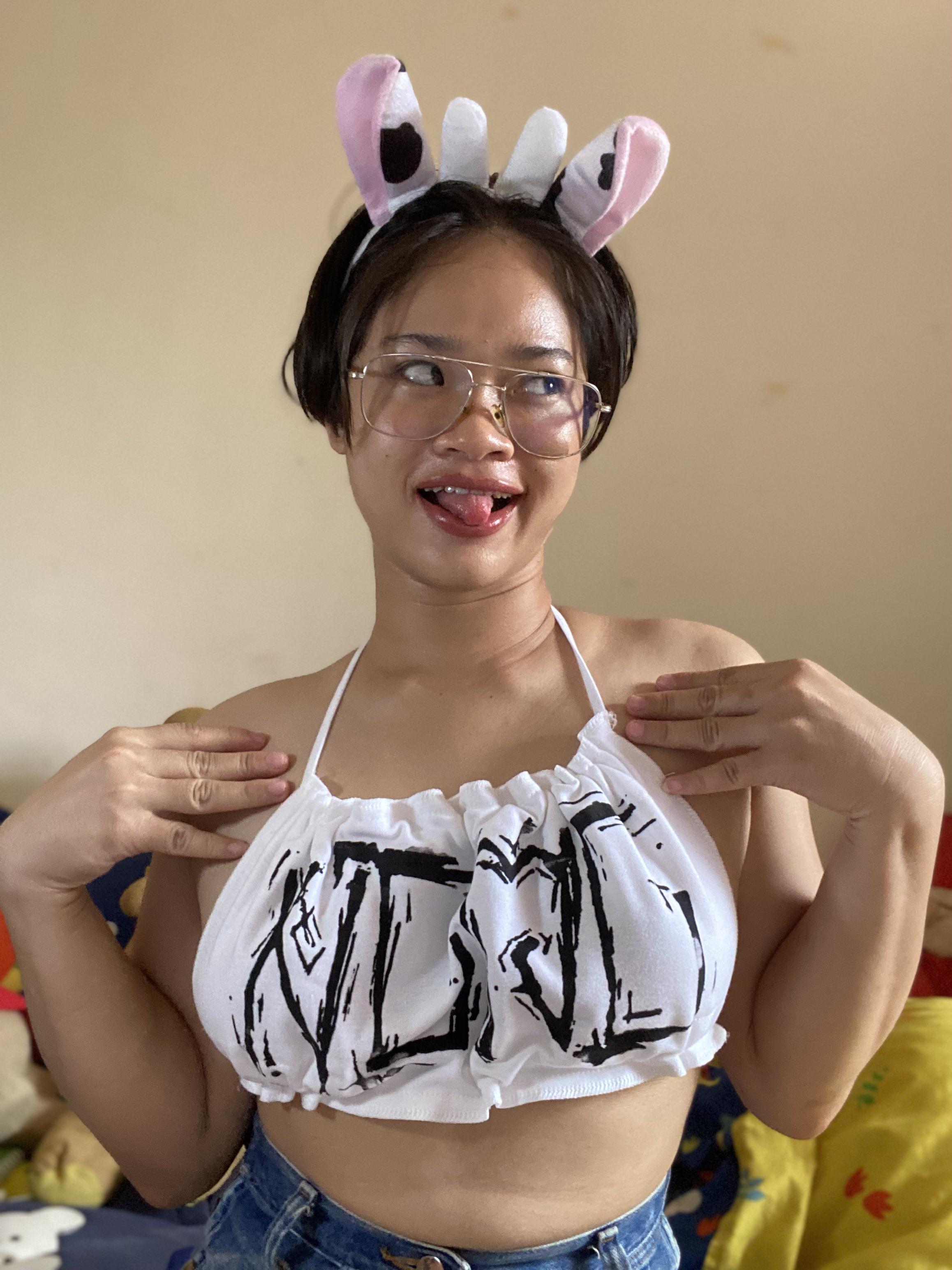 I know you like glasses | Scrolller