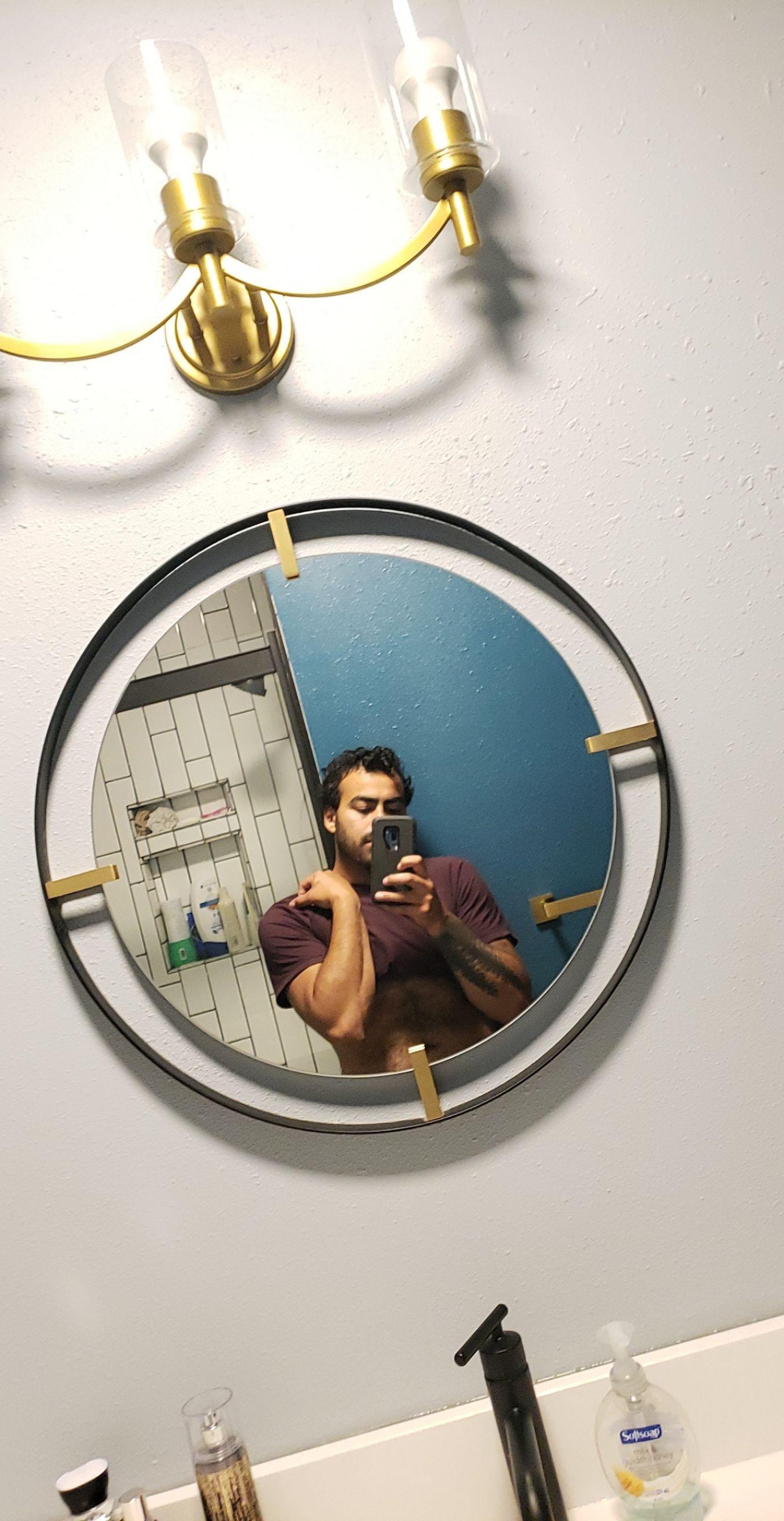 I like my friends mirror | Scrolller