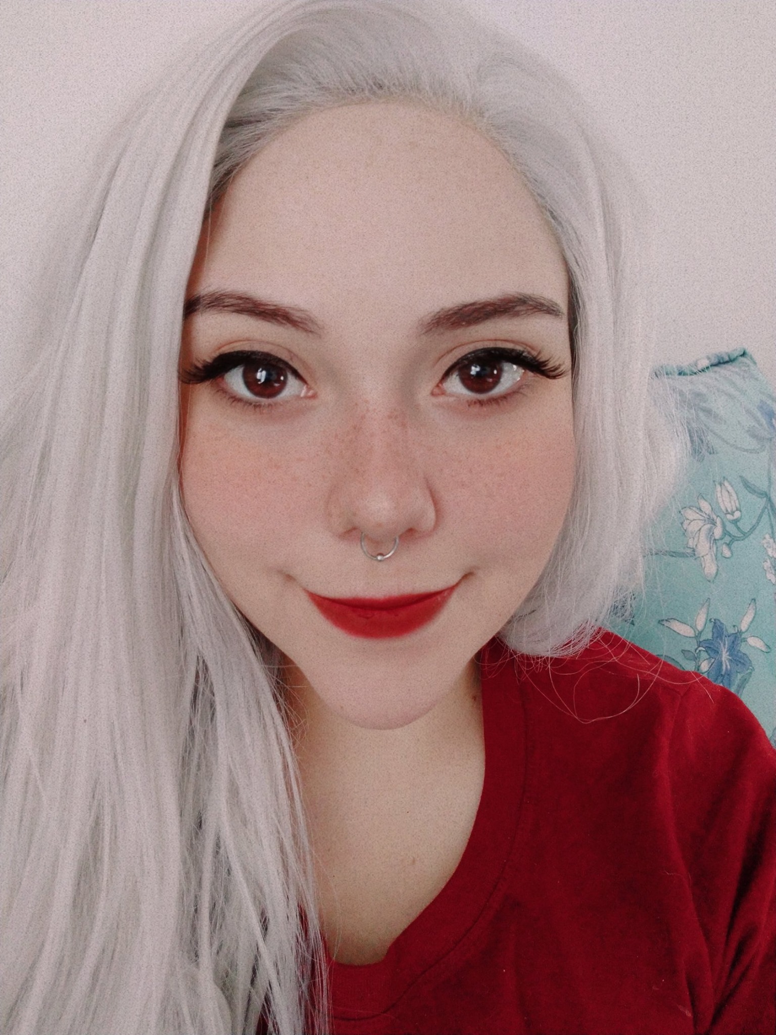 I love a good red lipstick | Scrolller