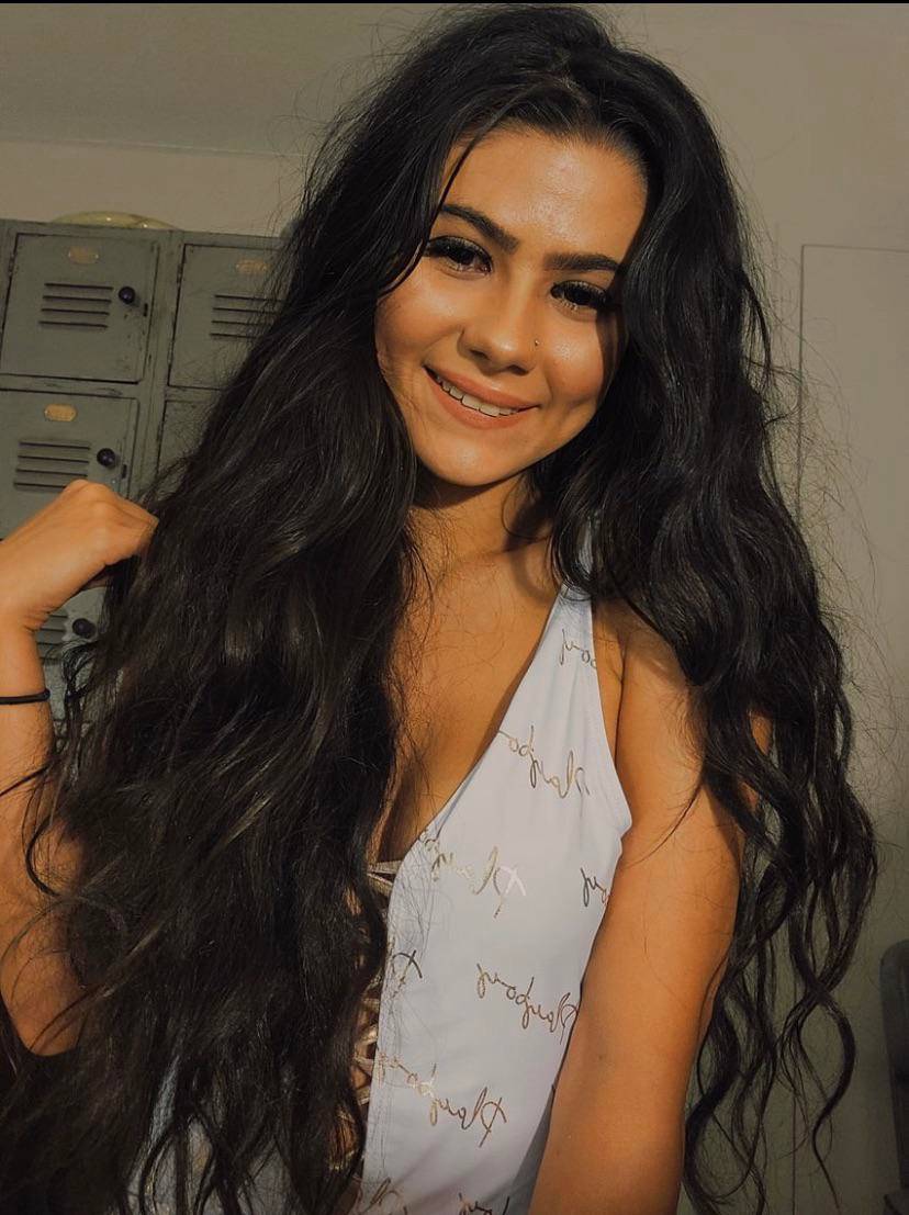 I love my wavy hair! | Scrolller