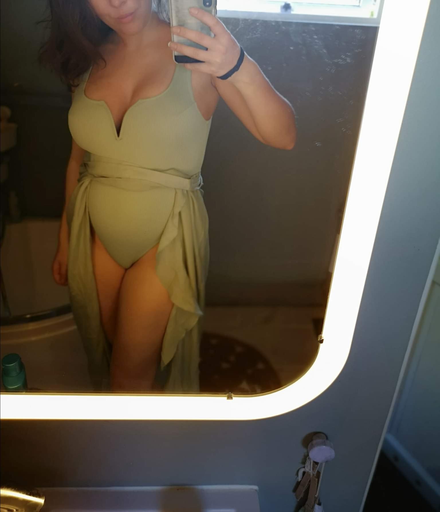 I love this colour 😍 | Scrolller