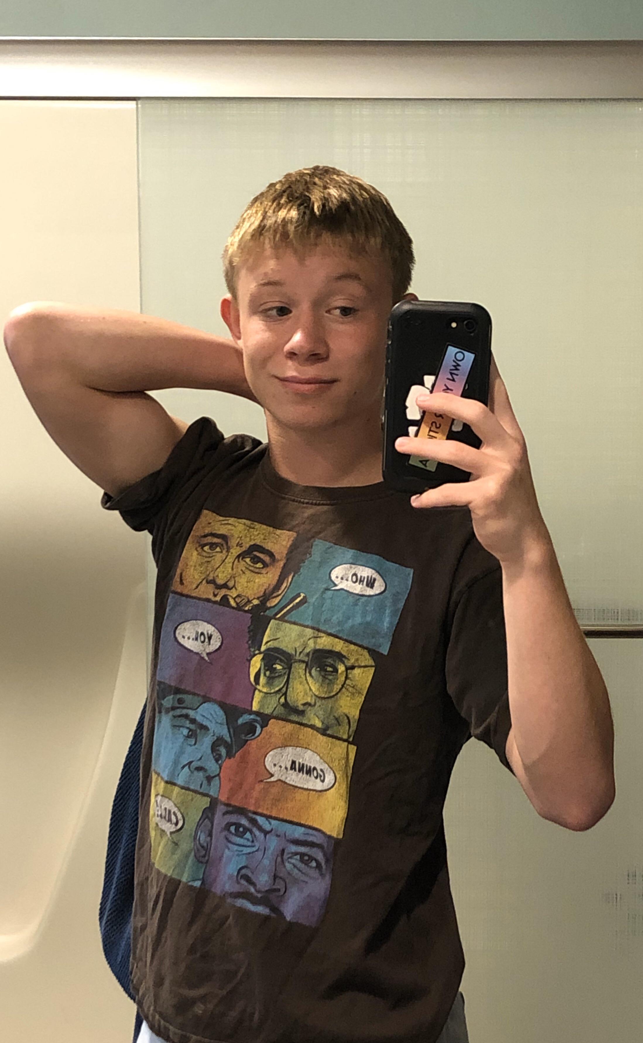 I’m just vibin | Scrolller