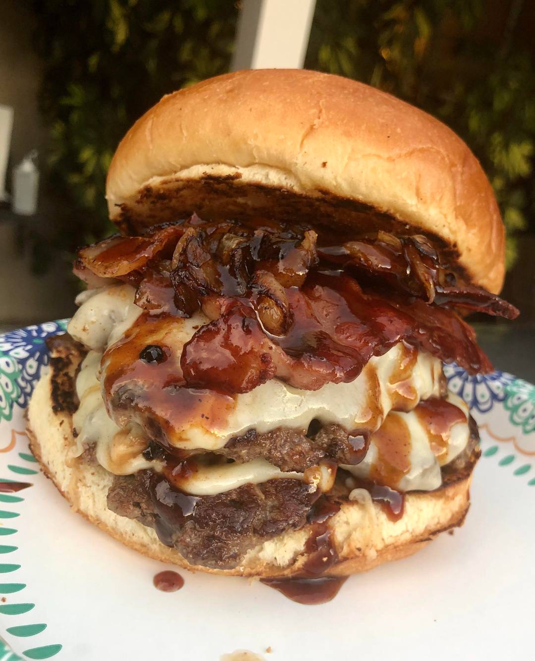 I made and ate this delicious burger. | Scrolller