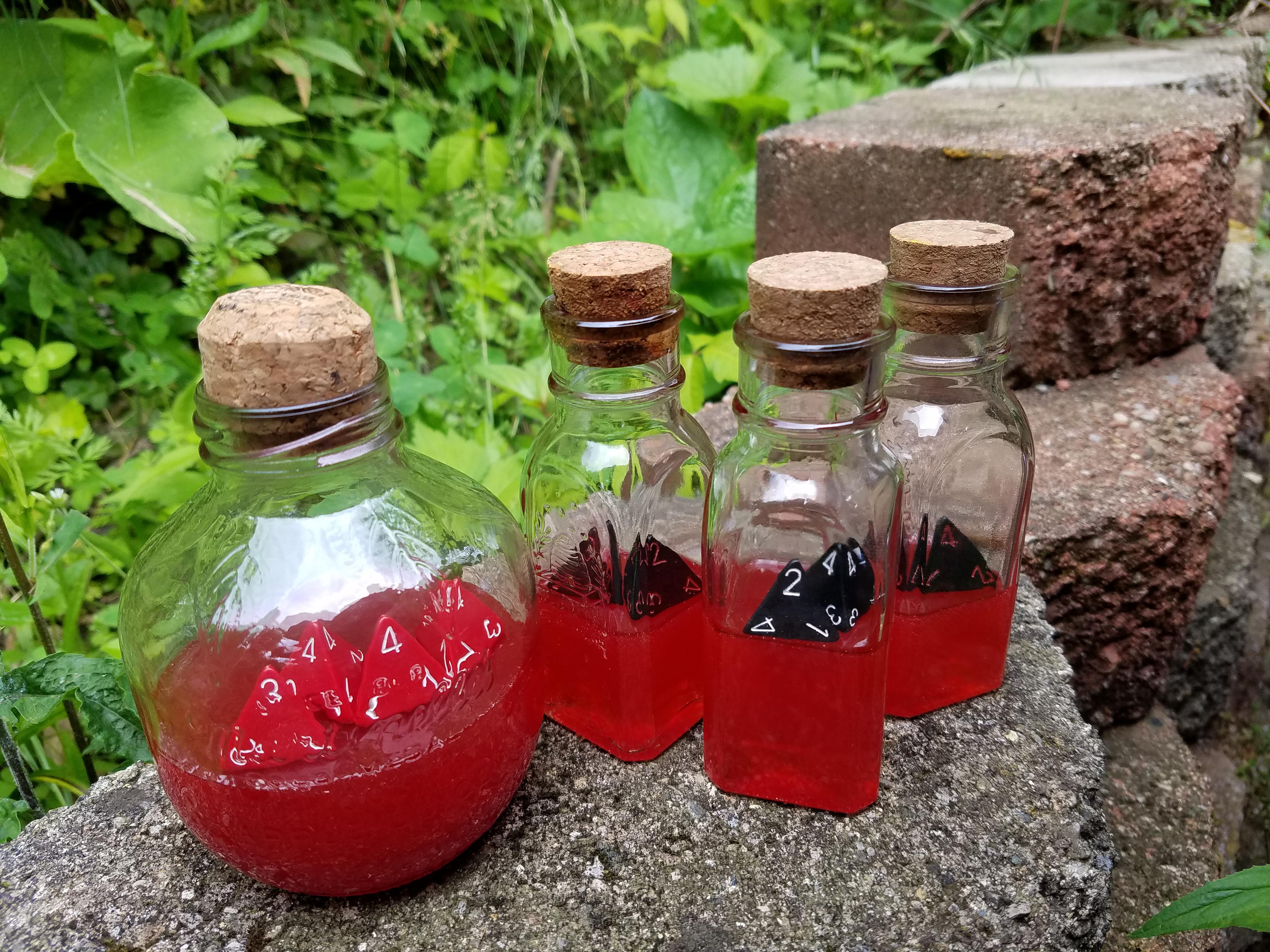 I made healing potion bottles! [OC] | Scrolller