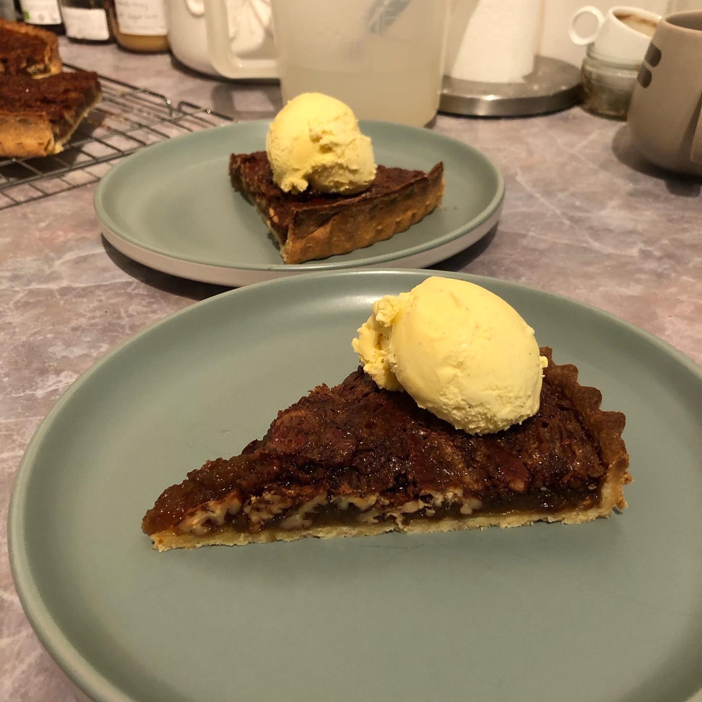 I made pecan pie | Scrolller