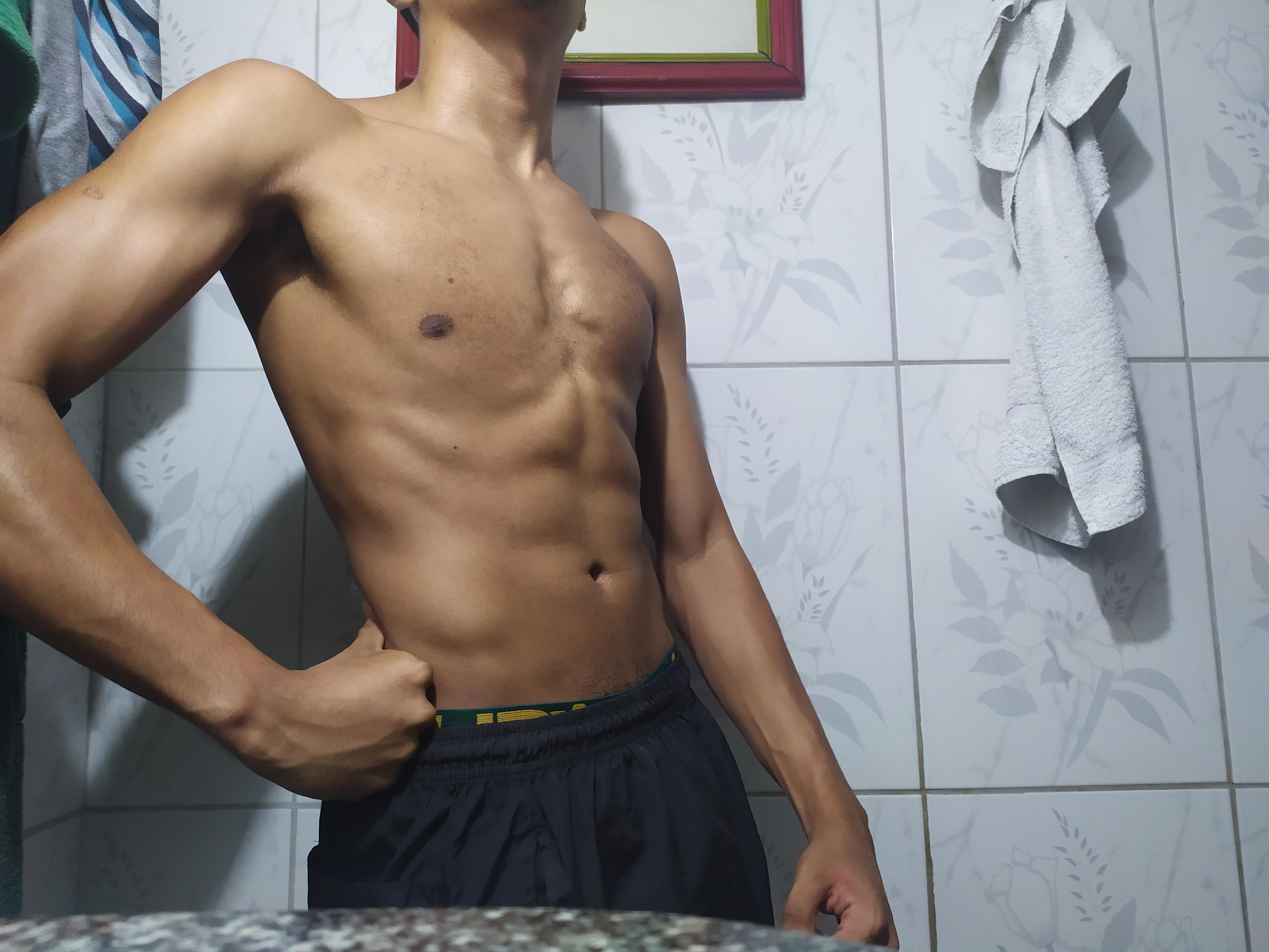 I need help, I have been in the gym for almost a year, I am 16 years ...