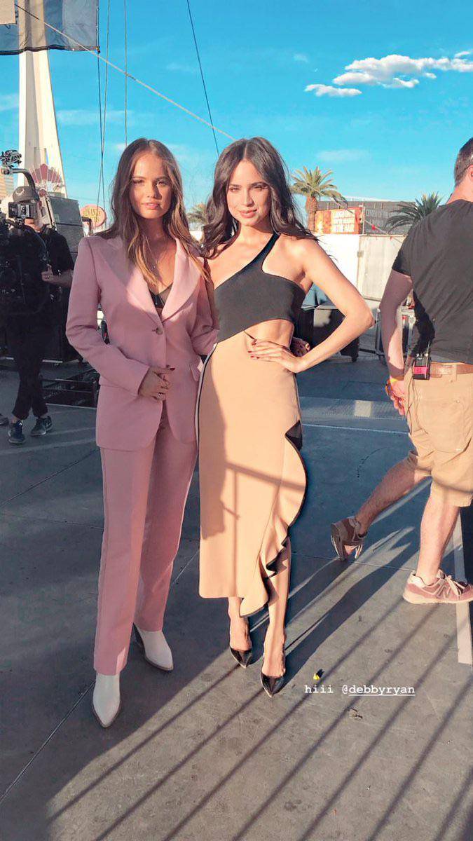 I want to fuck Sofia Carson & Debby Ryan’s brains out | Scrolller