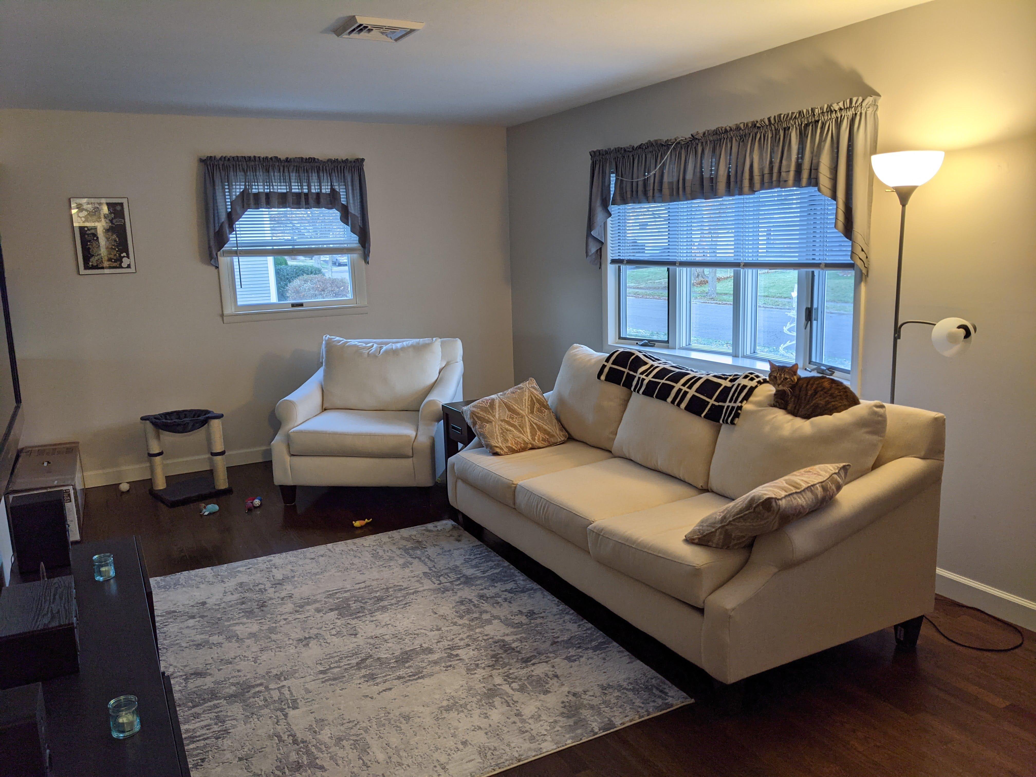 Ideas to stop wasting space in the corner? | Scrolller