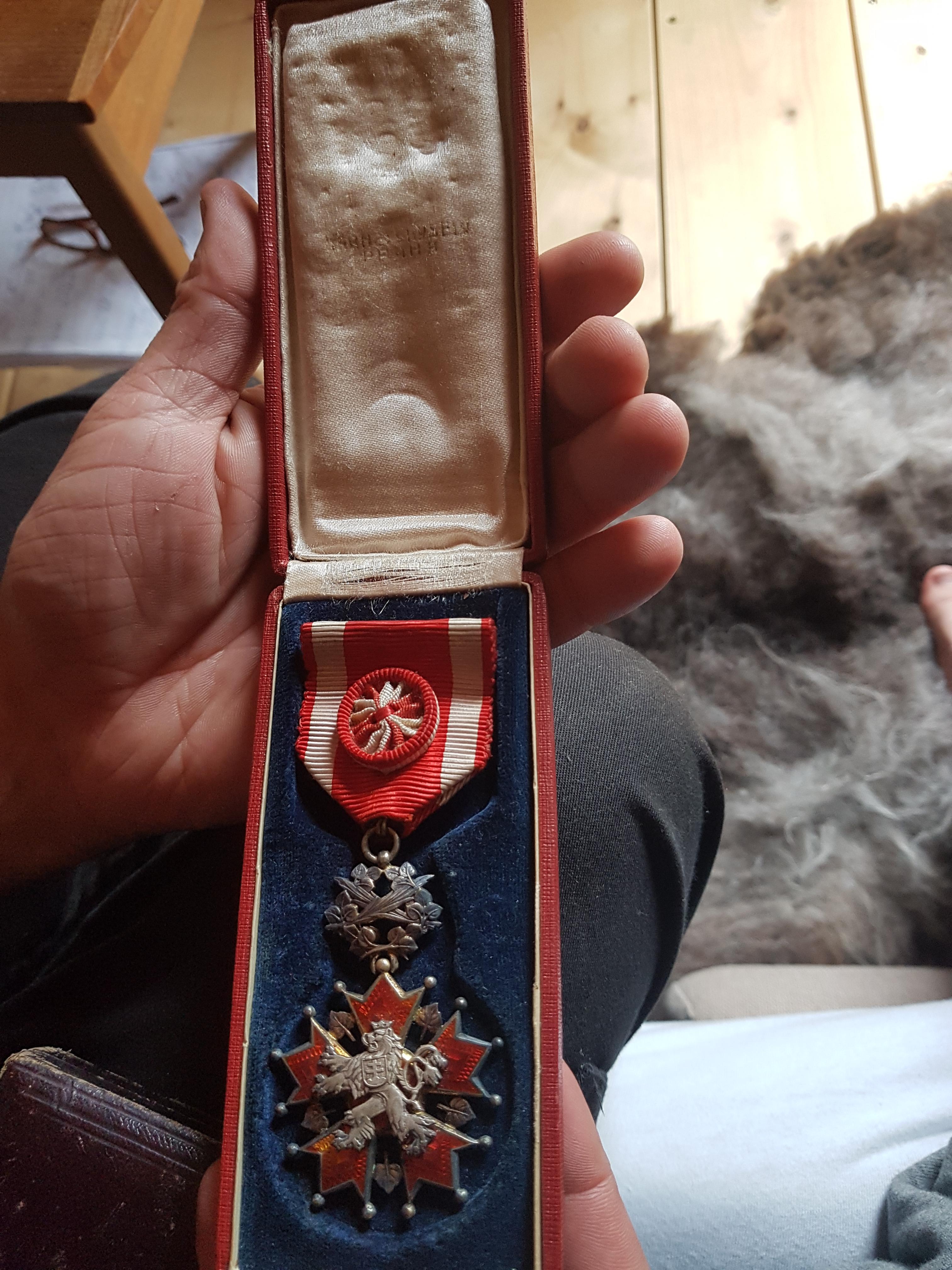 Identification please. (Order of the white lion? What?) | Scrolller