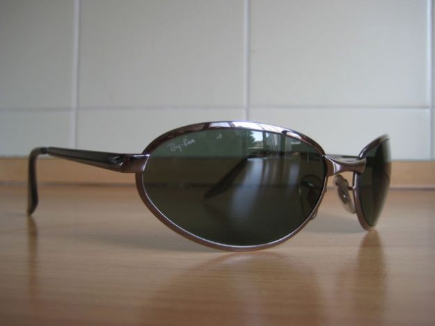 [Identify] these Ray-Bans? Are they original? | Scrolller