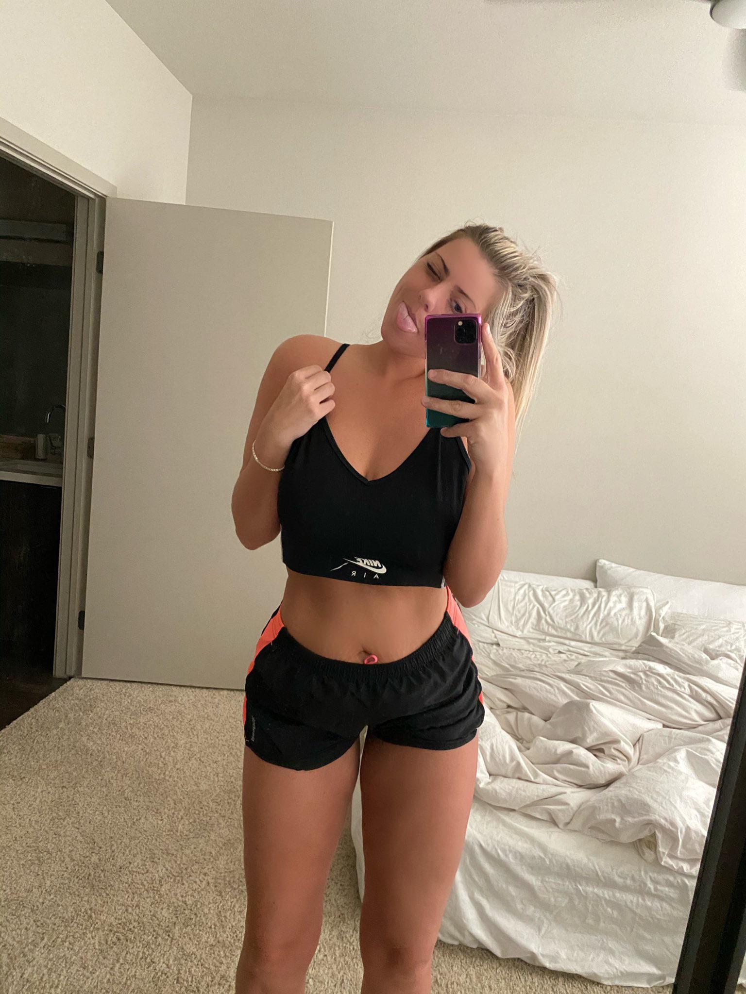 if she really showed off her body she would make bank | Scrolller