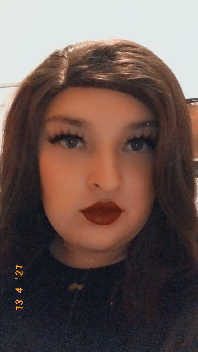 You caught me all dolled up, now what? | Scrolller