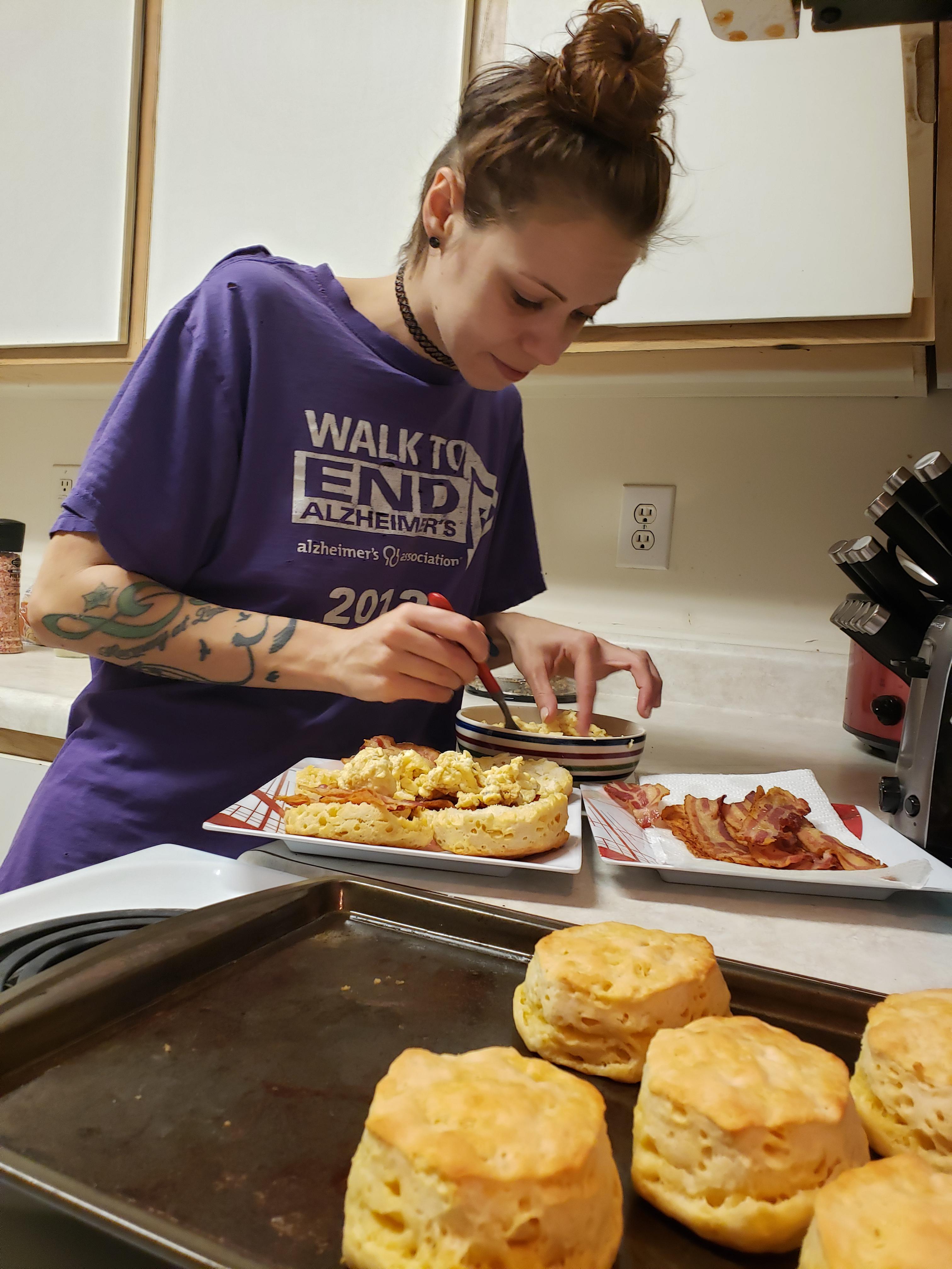 Who wants breakfast for lunch.. | Scrolller