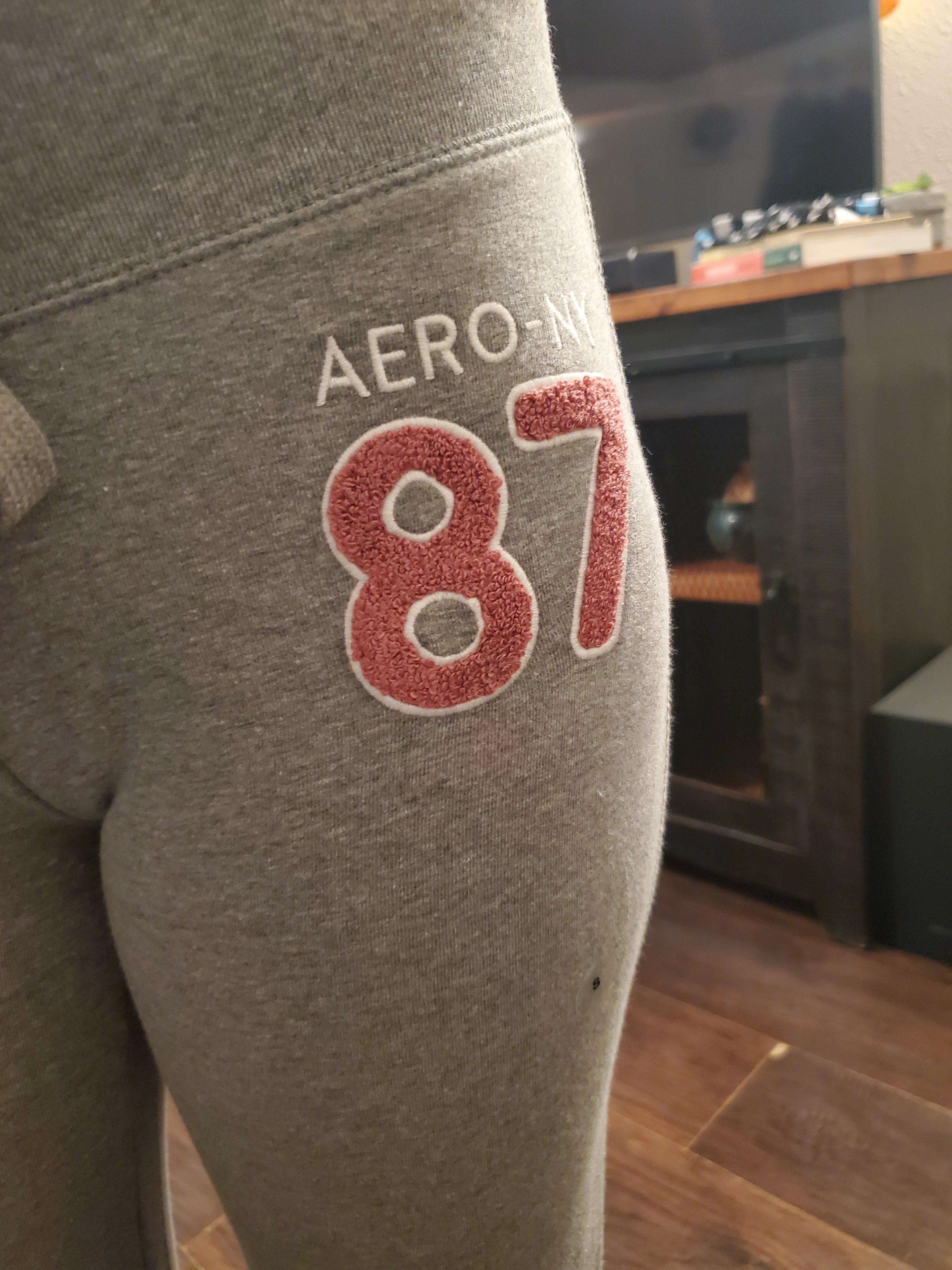 If you see this tonight feel free to touch. Shes out on the riverwalk. Be polite | Scrolller