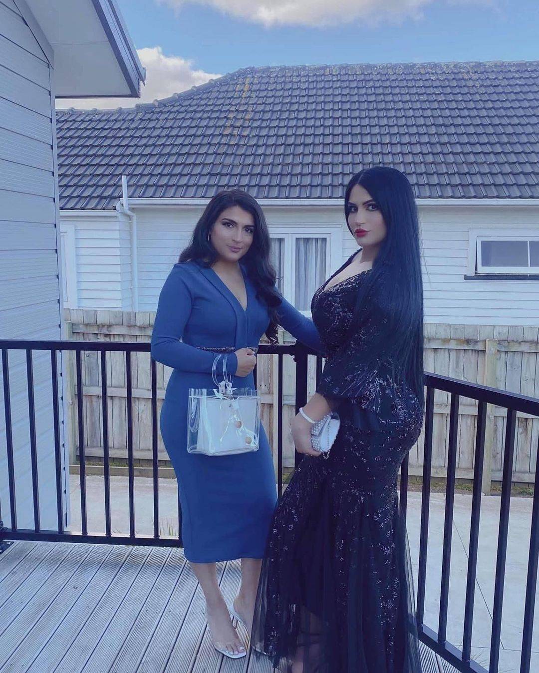 IG: @sarah_aram_official | Scrolller