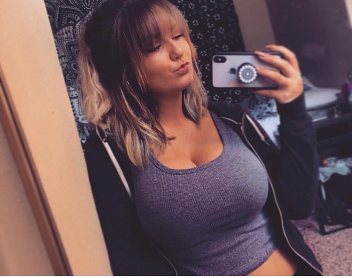 [IG] The busty freshman is back at it again | Scrolller