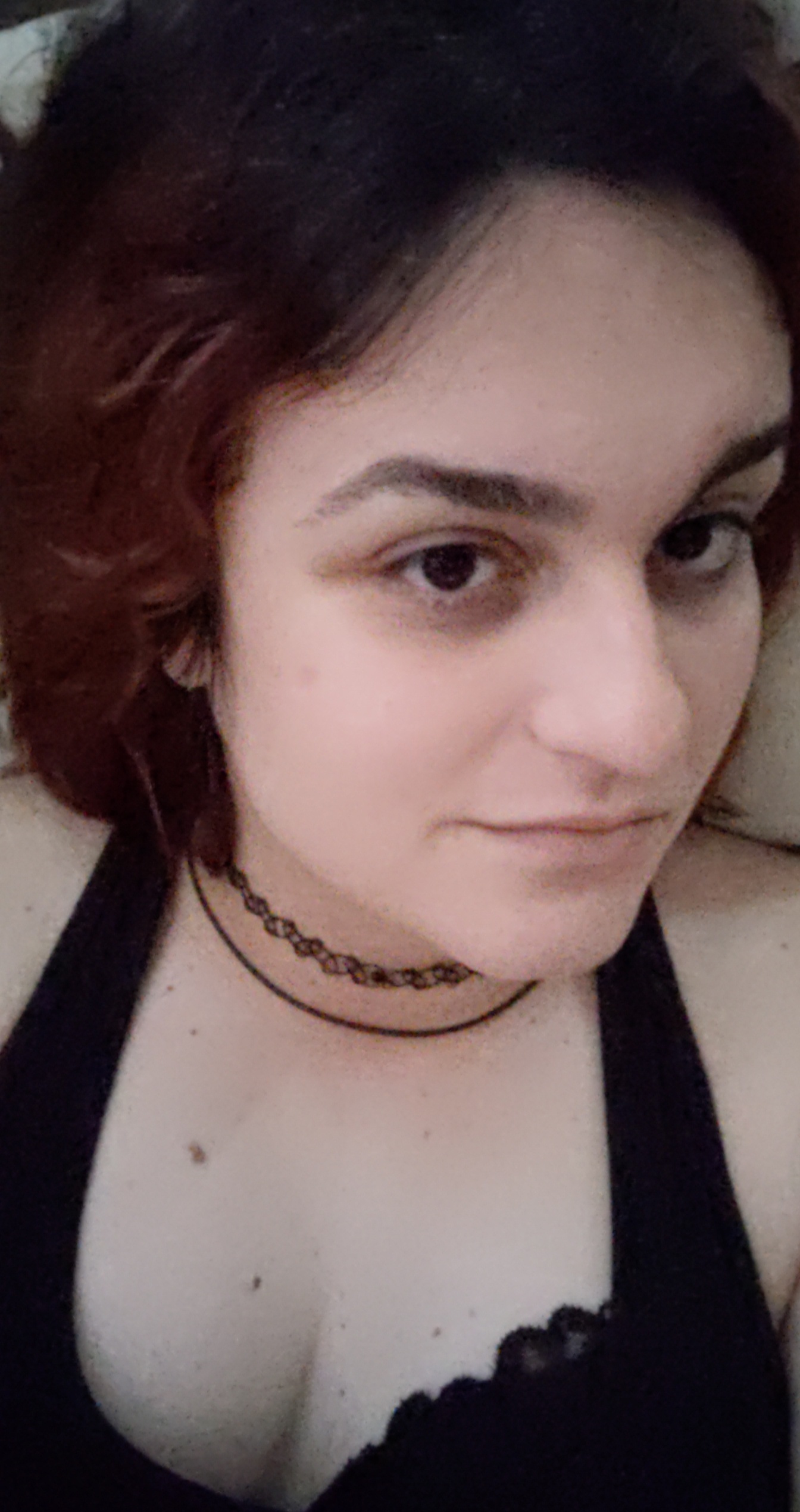Im Finally Loving My Face Without Makeup Or Filters 🖤🖤🖤 Scrolller