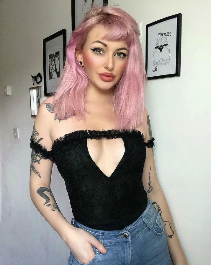 I'm Mistress Rosaline I need a slave to serve me... Kik: goddessrosaline2 | Scrolller