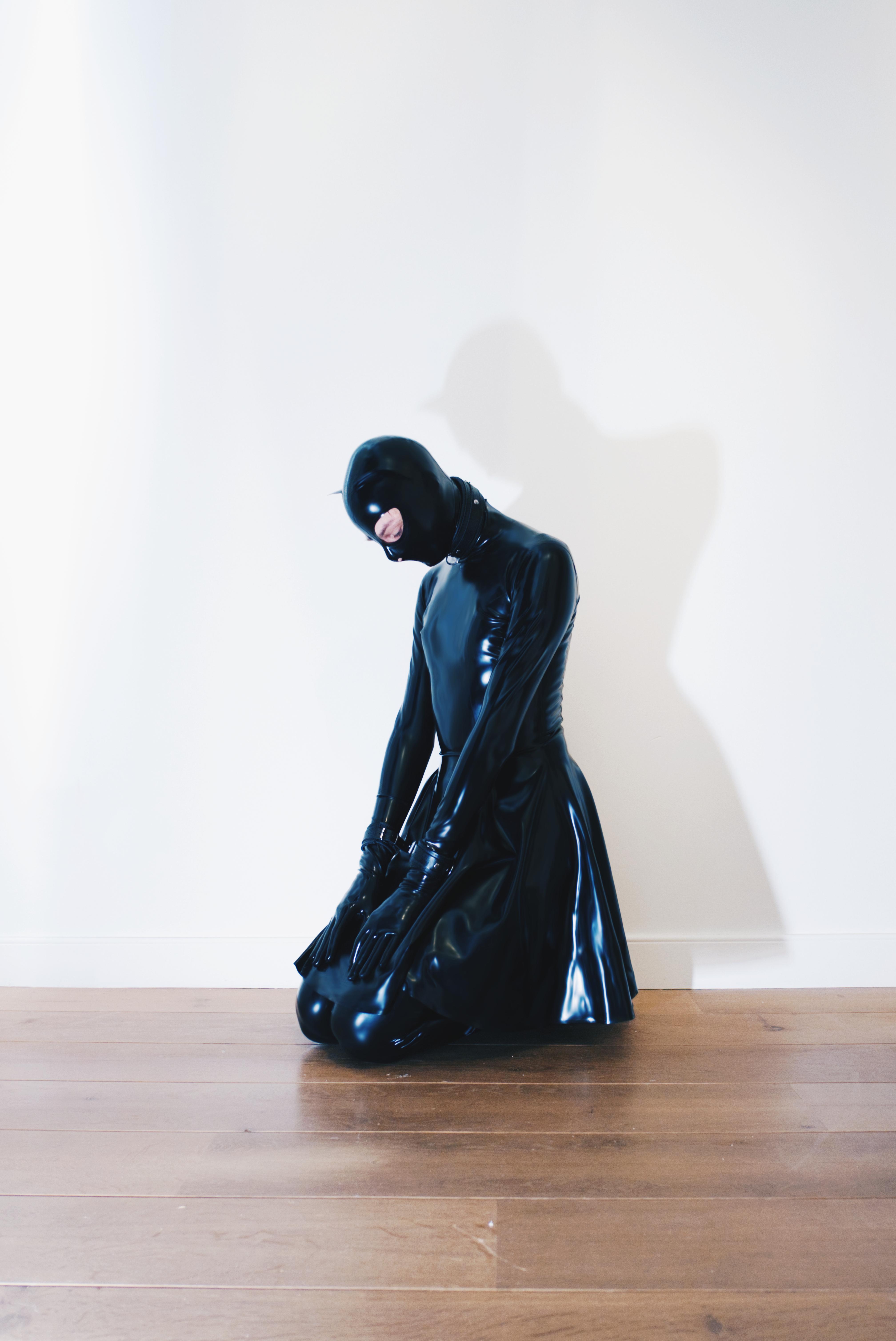 I'm not used to humble poses, but I guess trying is the first step? | Scrolller