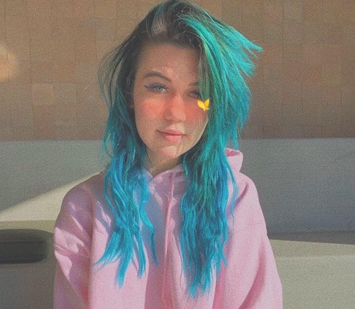 I'm so proud of Jessie!! 🏳‍🌈 | Scrolller