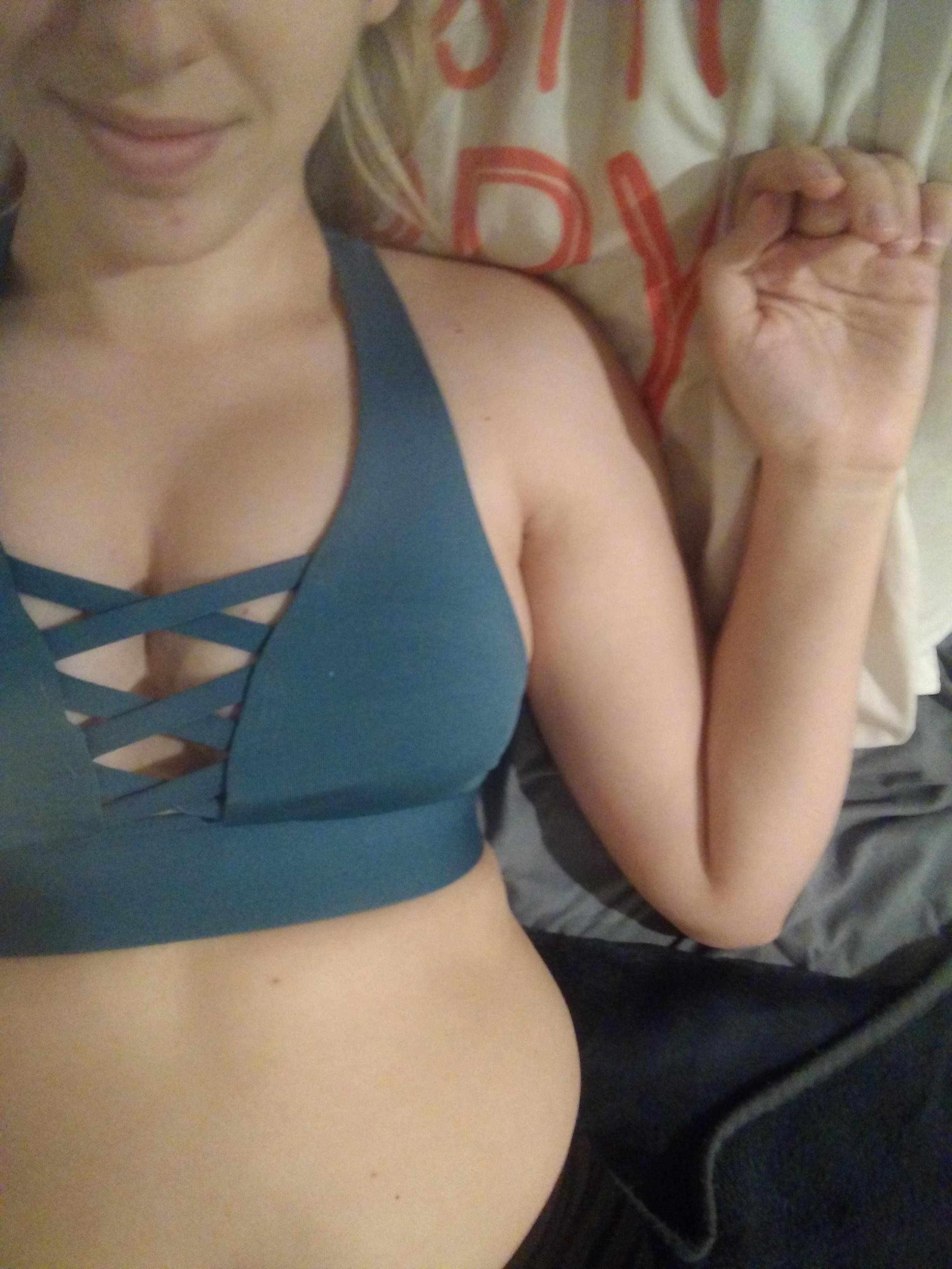 I'm sure you could give me a workout in between classes | Scrolller