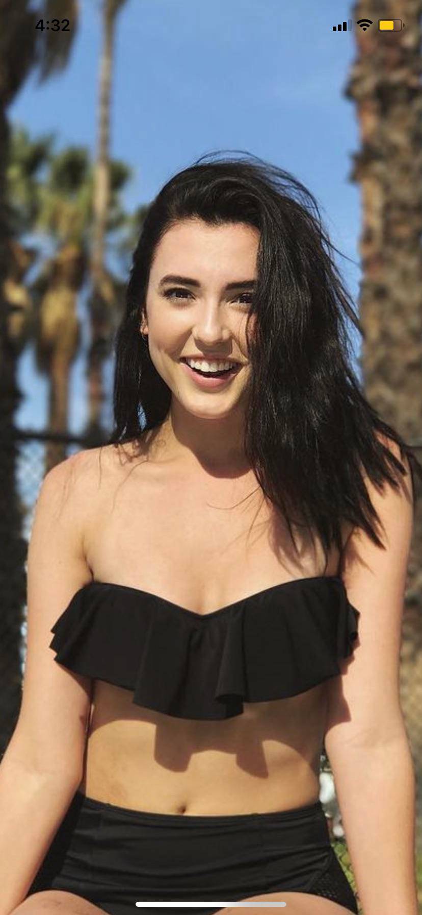 Imagine her sitting on you in this | Scrolller