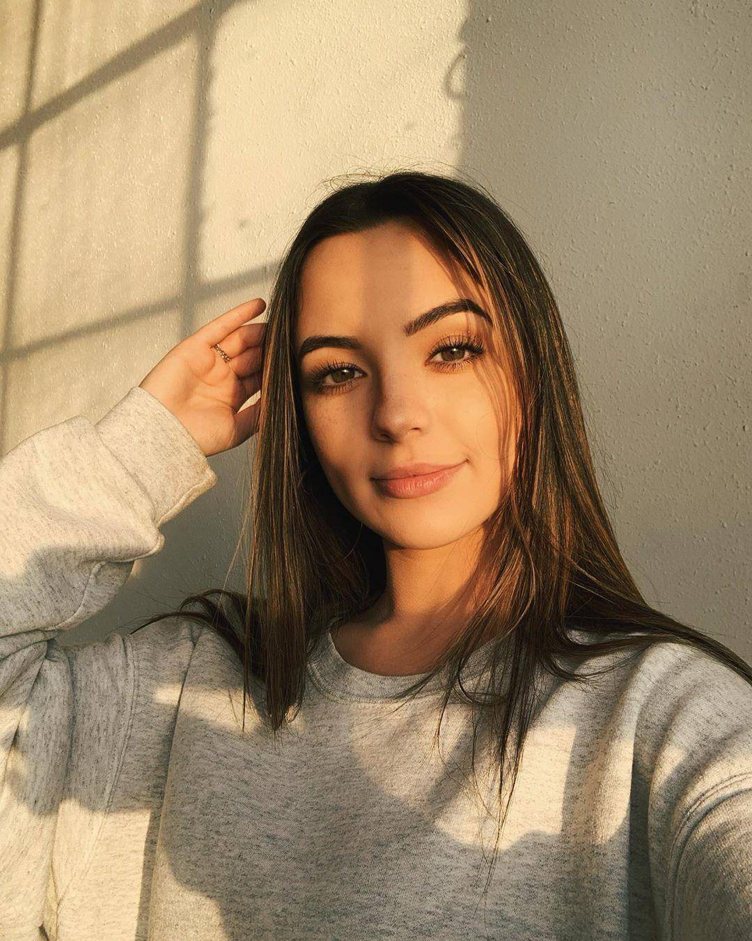 Imagine seeing Vanessa Merrell esophagus bulge as you facefuck her | Scrolller