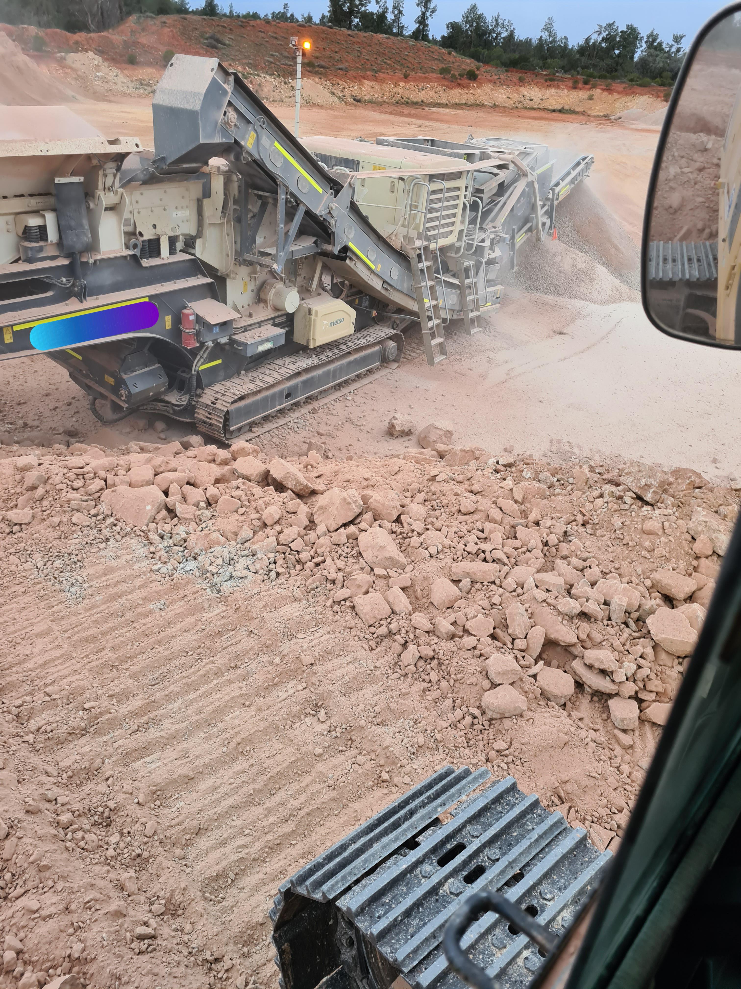 Impact mobile crusher - outback Australia | Scrolller