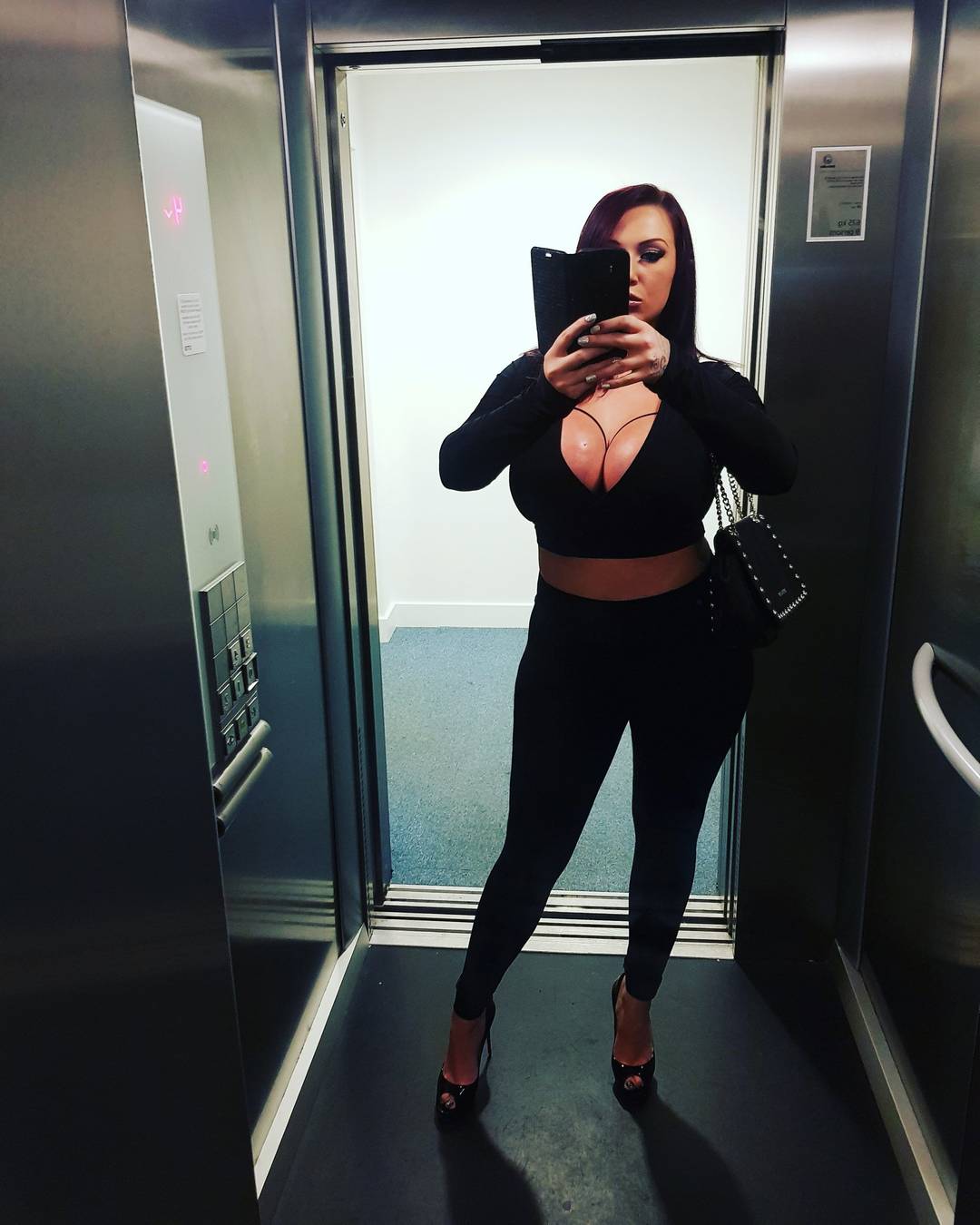 Impressive rack (XPost from r/Harmony_Reigns) | Scrolller