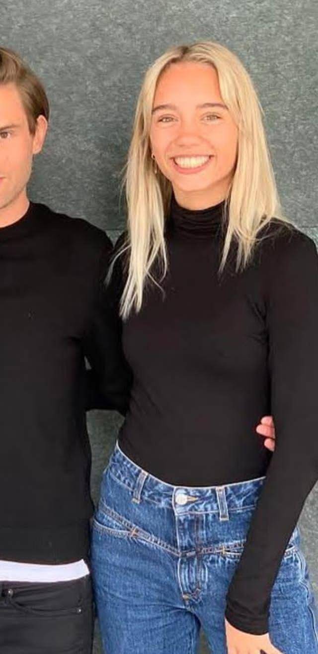 in black | Scrolller