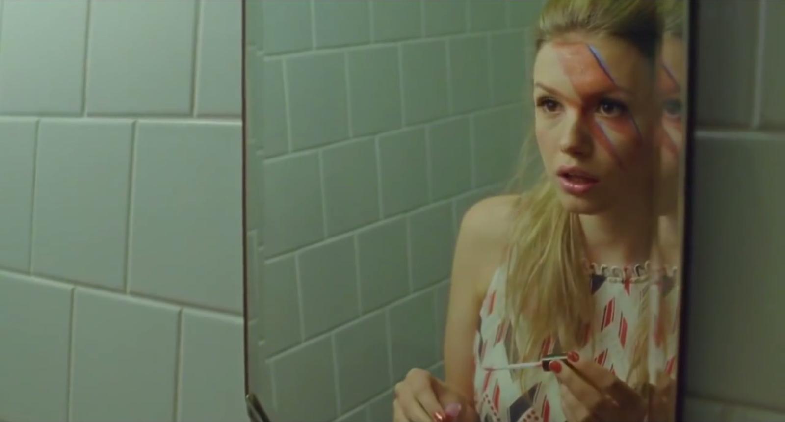 In David Bowie face paint | Scrolller