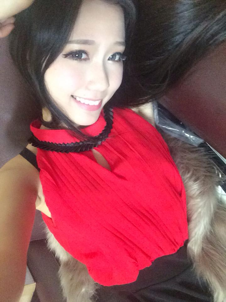 In Red X Post From Rrealchinagirls Scrolller 