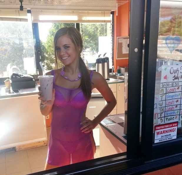 In the college cafeteria | Scrolller