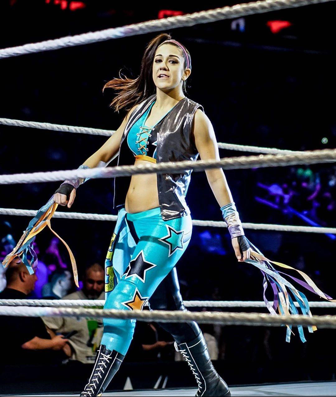 In the ring | Scrolller